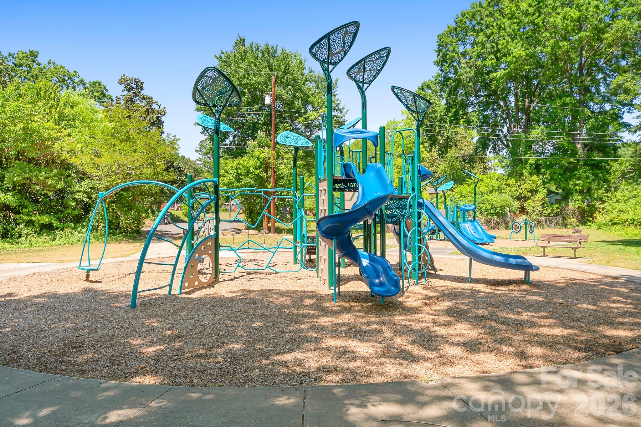 Home for sale at 3960 Bristol Drive, Charlotte, NC — photo 25 of 26
