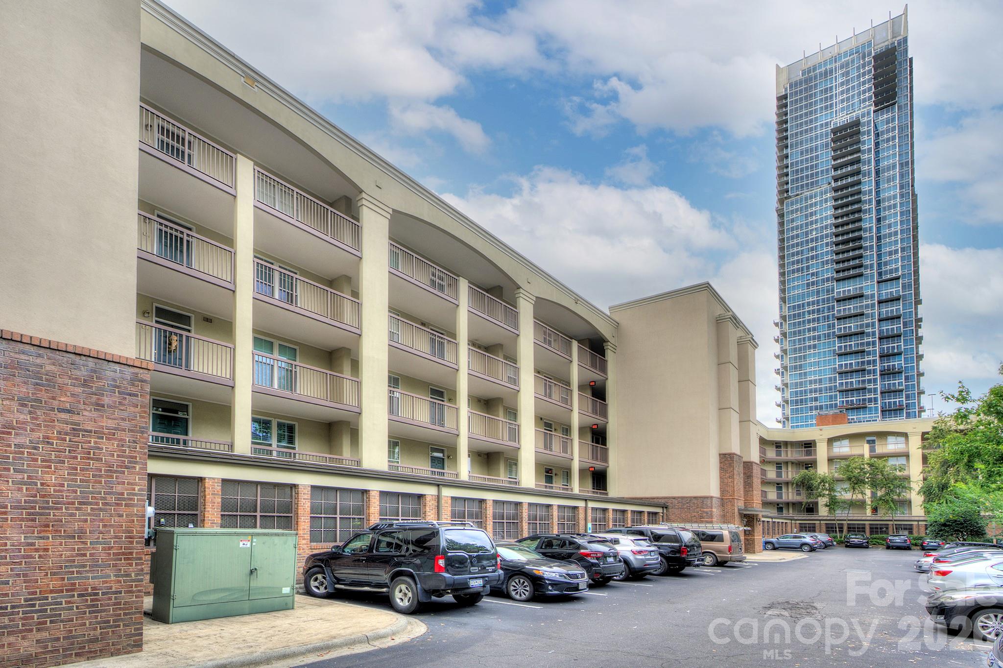 Photo 29 of 405 W 7th Street303, Charlotte, NC
