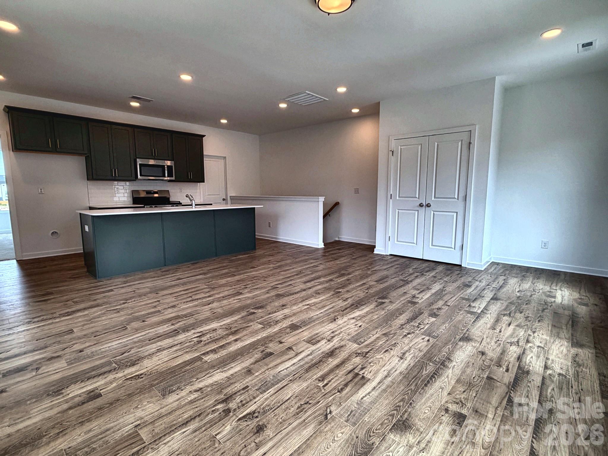 Photo 4 of 2334 Rachelwood Drive, Charlotte, NC