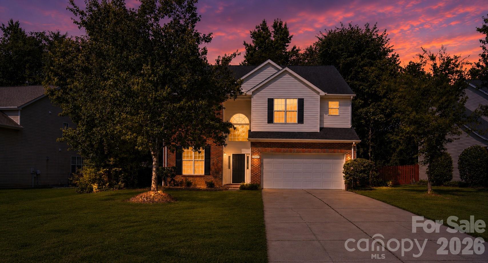 Photo 2 of 12519 Wandering Brook Drive, Charlotte, NC