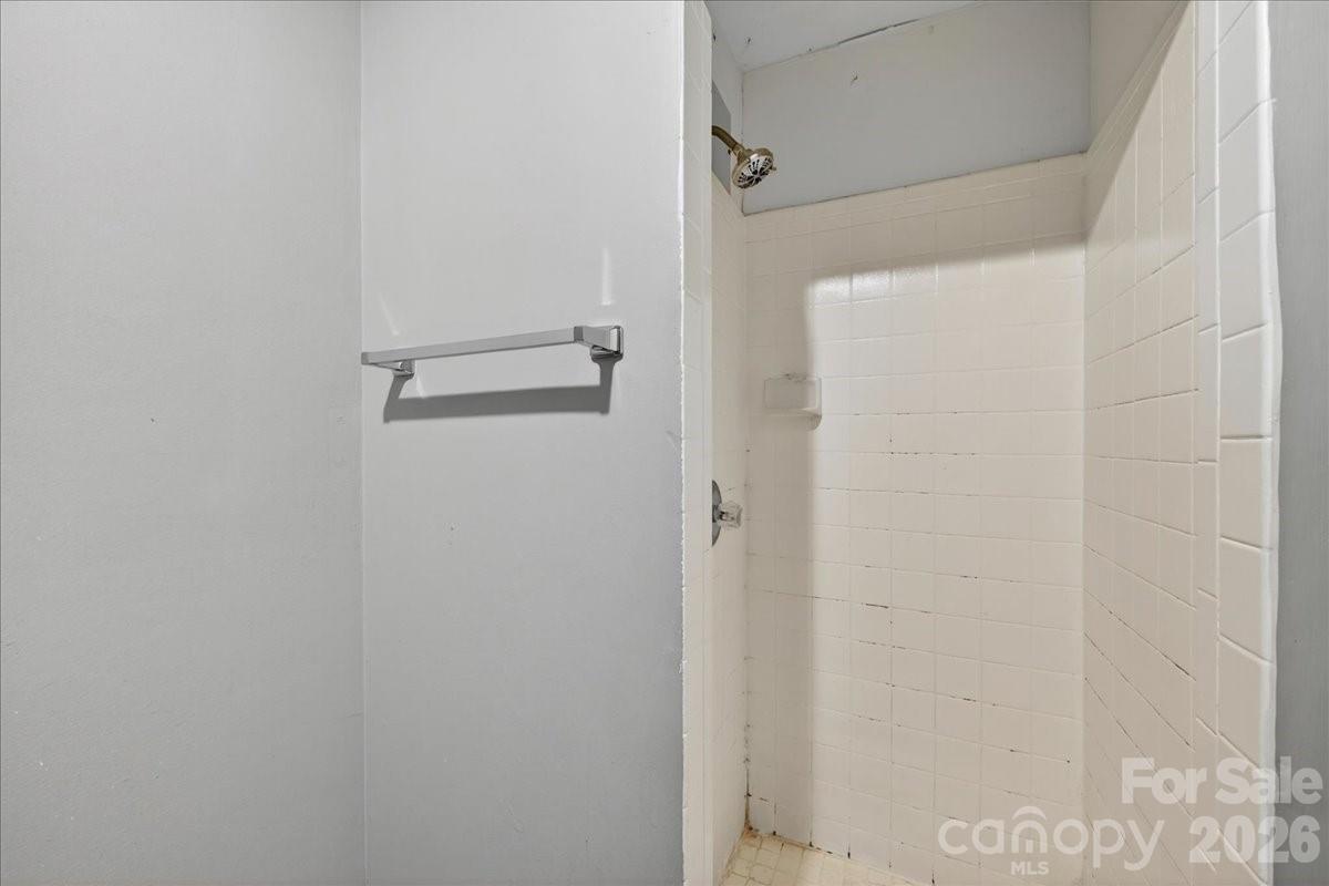 936 Holland Avenue, Charlotte, NC - photo 17 of 29
