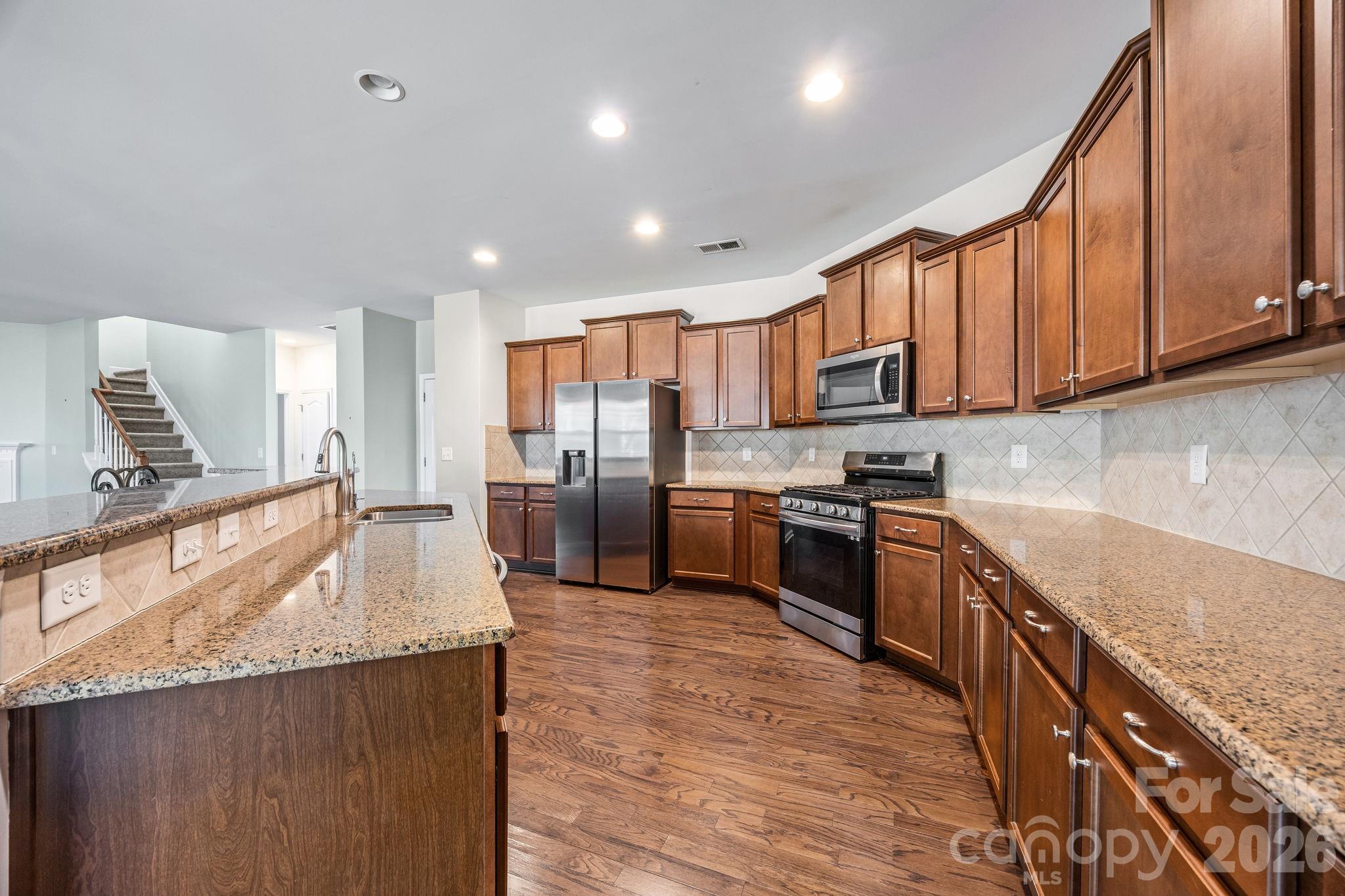 Photo 15 of 6111 Berewick Commons Parkway, Charlotte, NC
