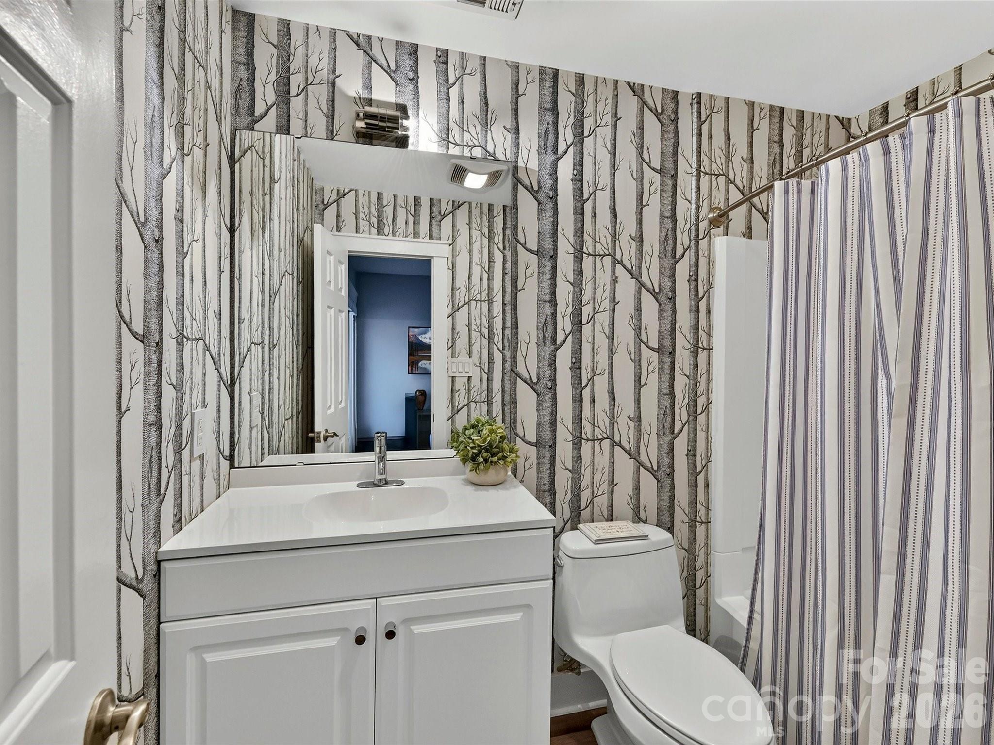 Photo 22 of 232 S Clarkson Street, Charlotte, NC
