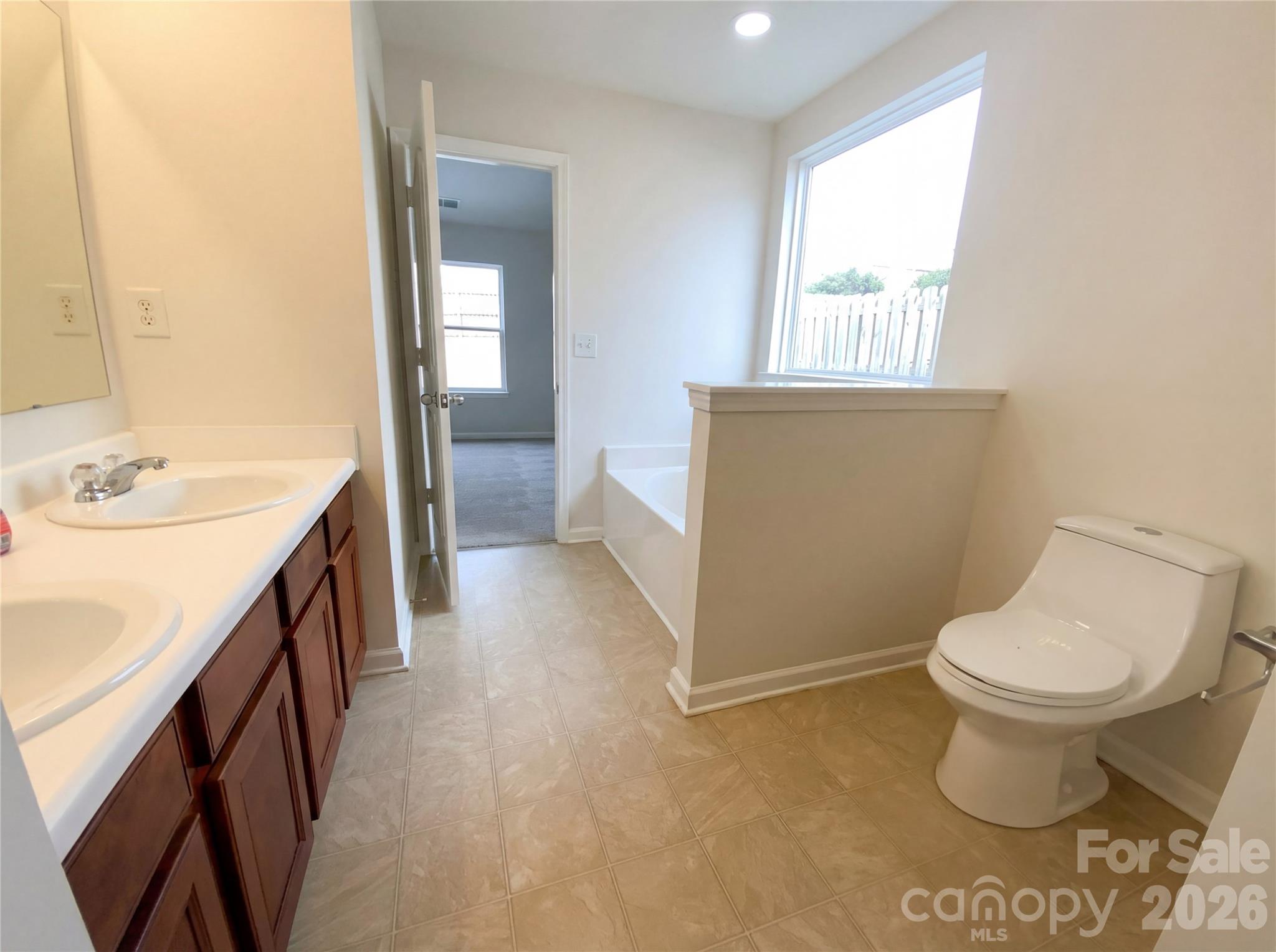 Photo 16 of 3727 Pimilico Trace Lane, Charlotte, NC
