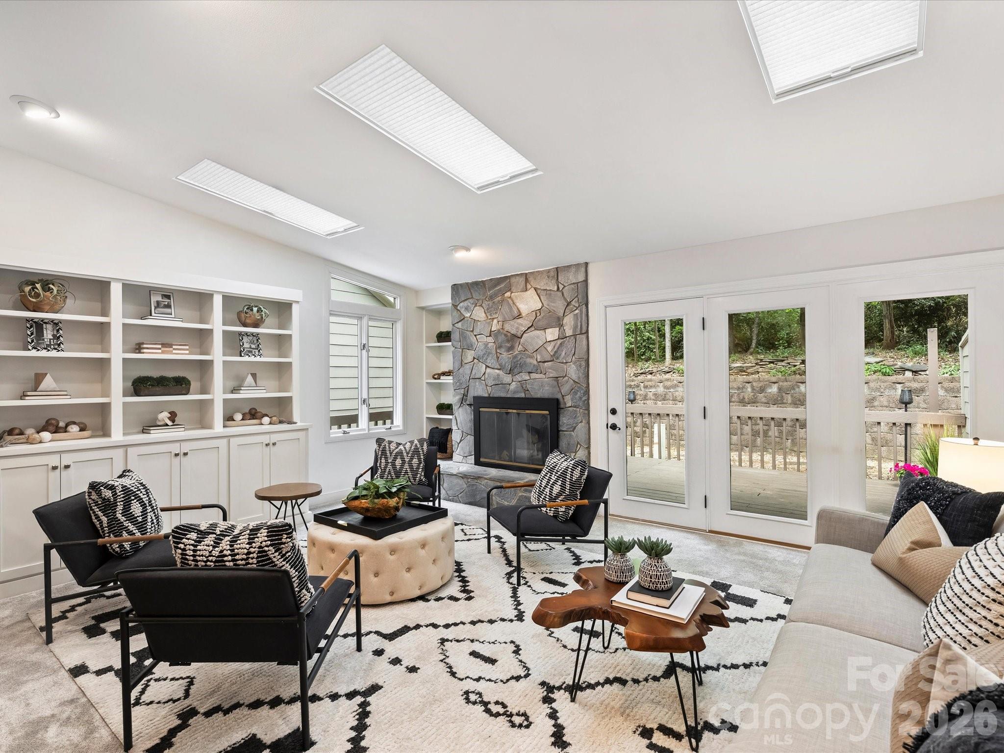 Photo 8 of 6434 Brandonwood Court, Charlotte, NC