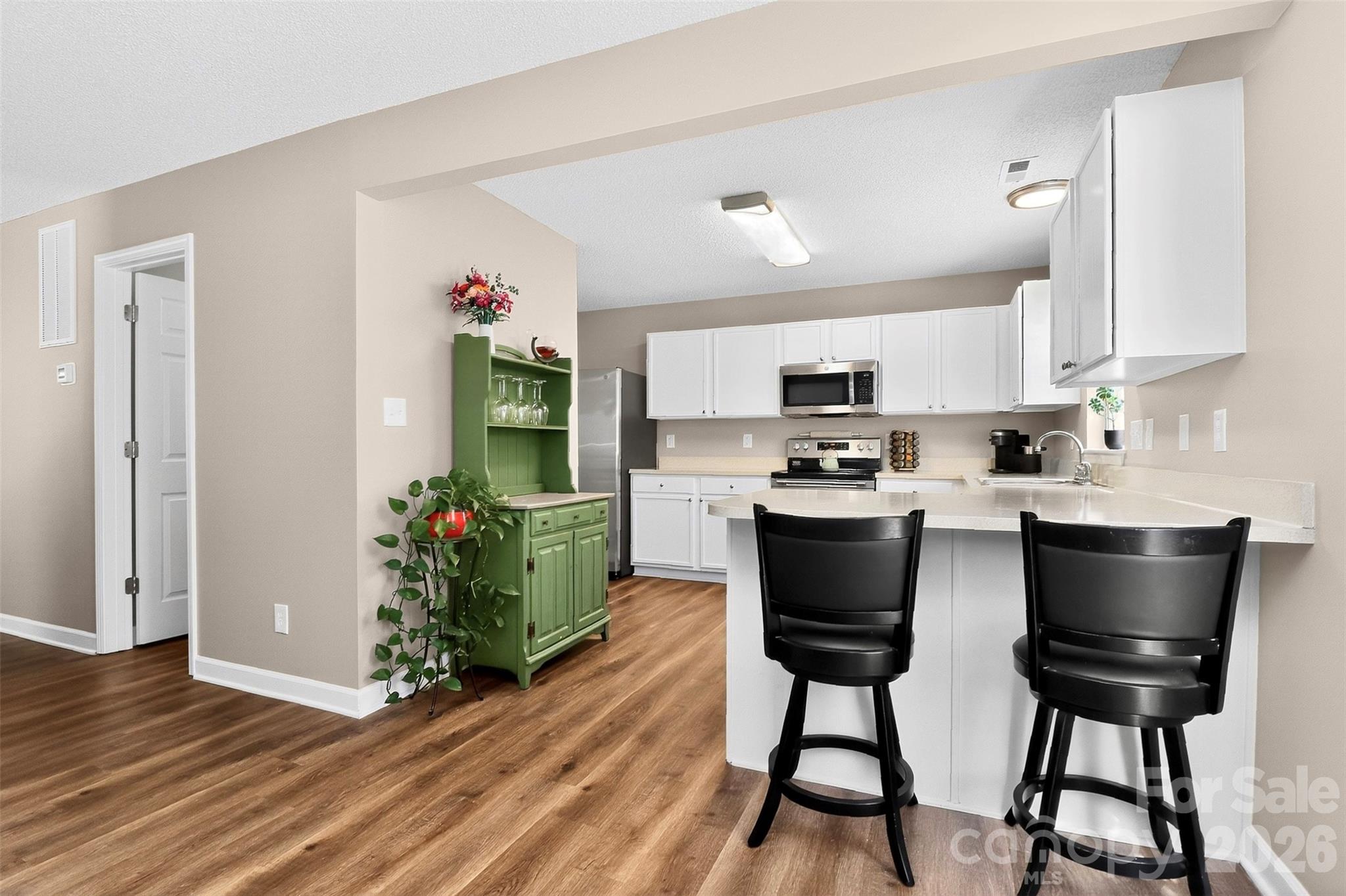 Photo 13 of 4819 Hopewood Lane, Charlotte, NC