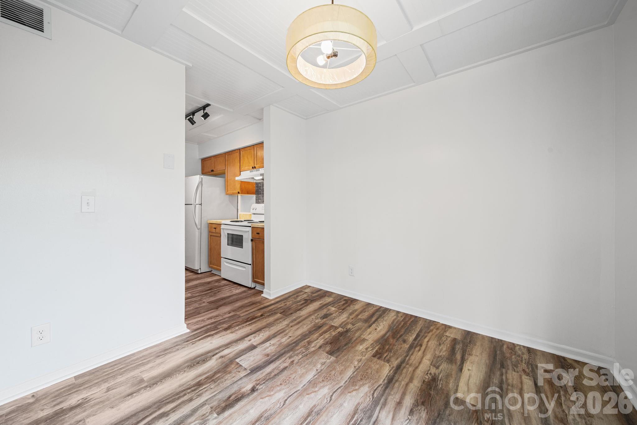 Photo 10 of 11023 Harrowfield Road, Charlotte, NC