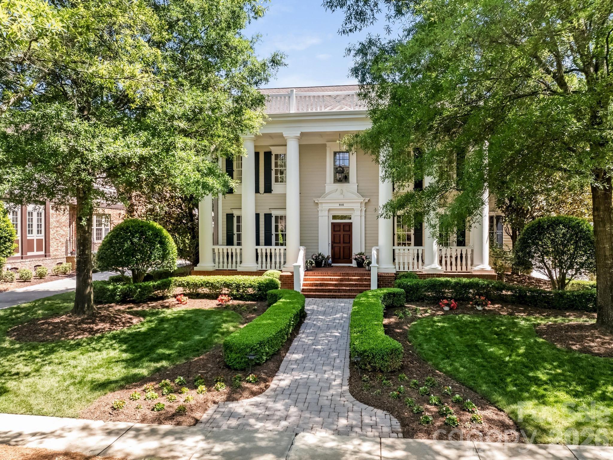 9146 Heydon Hall Circle, Charlotte, NC - photo 2 of 49