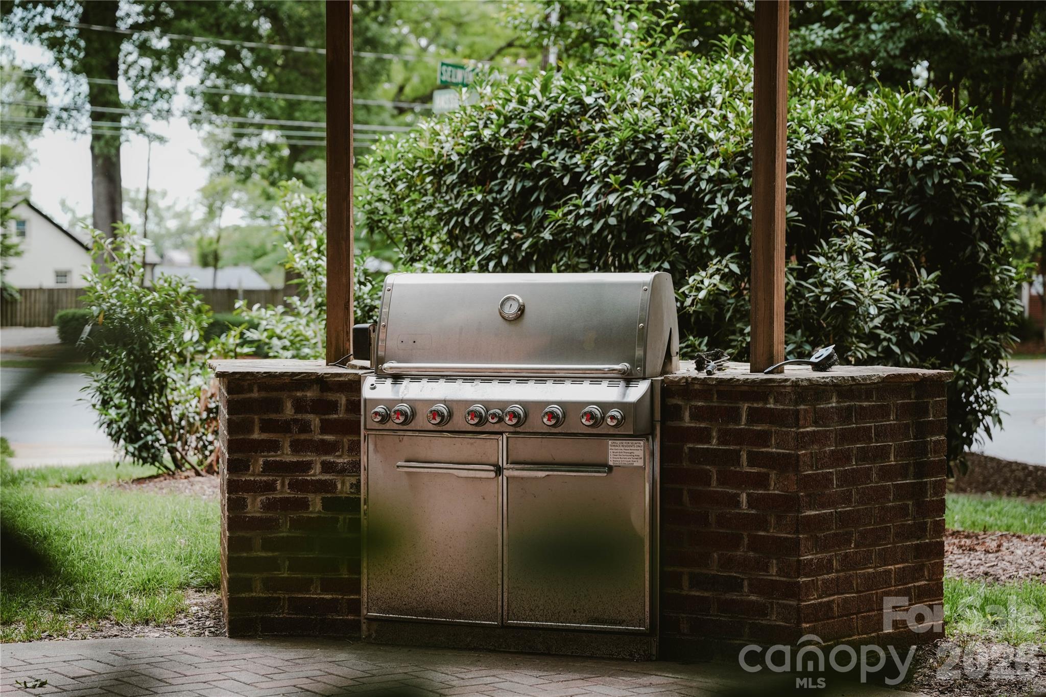 Photo 33 of 2946 Selwyn Avenue112, Charlotte, NC