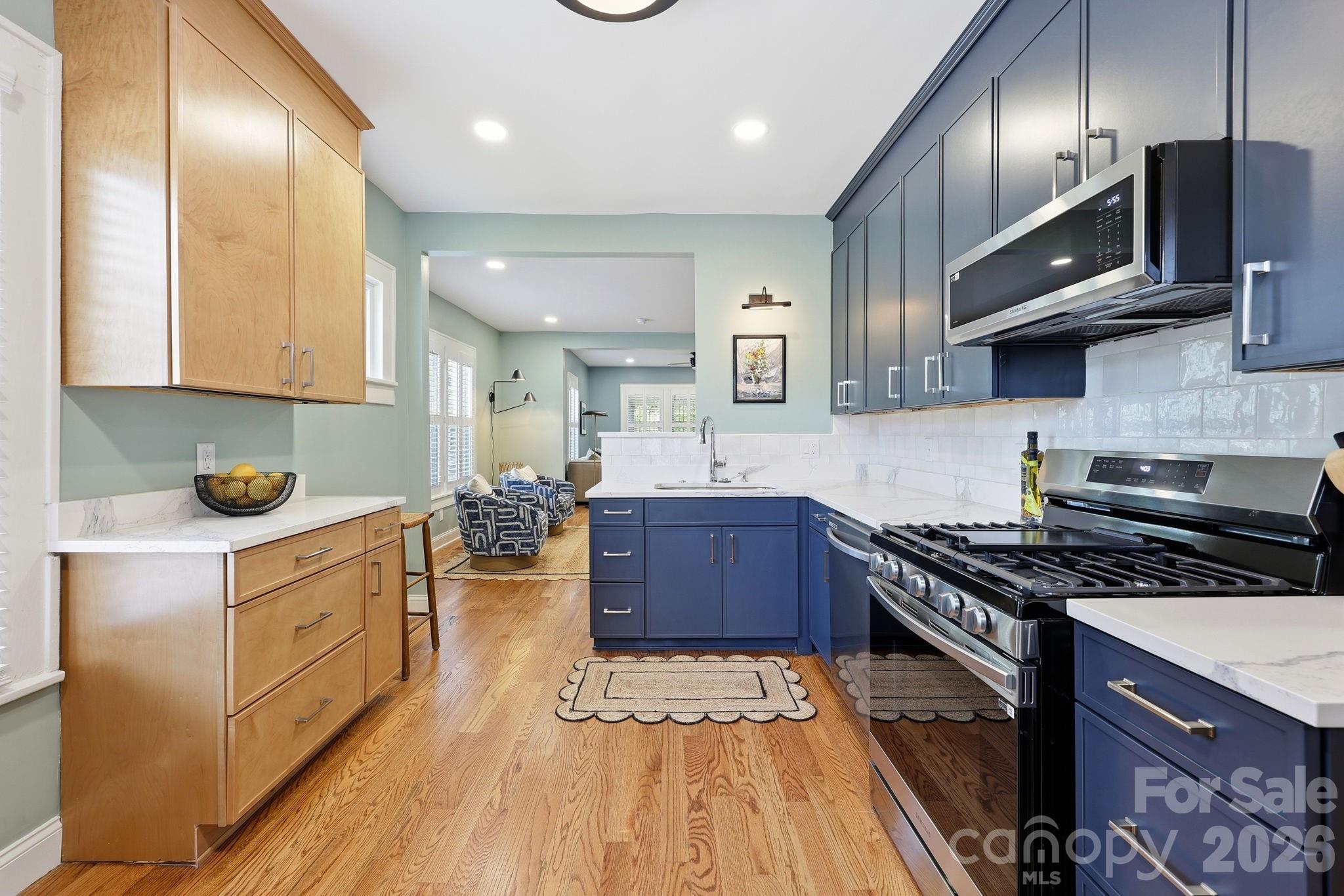 Home for sale at 327 Campus Street, Charlotte, NC — photo 14 of 48