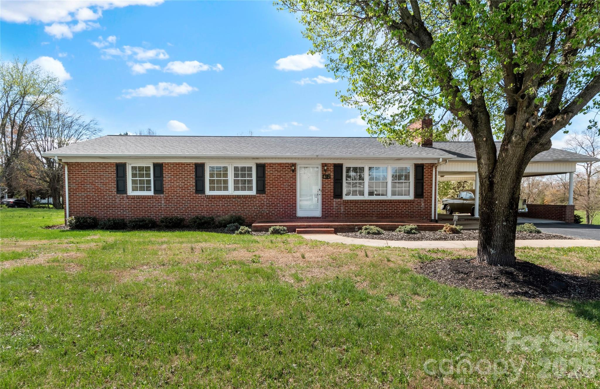 612 Main Street, Boonville, NC - photo 1 of 1