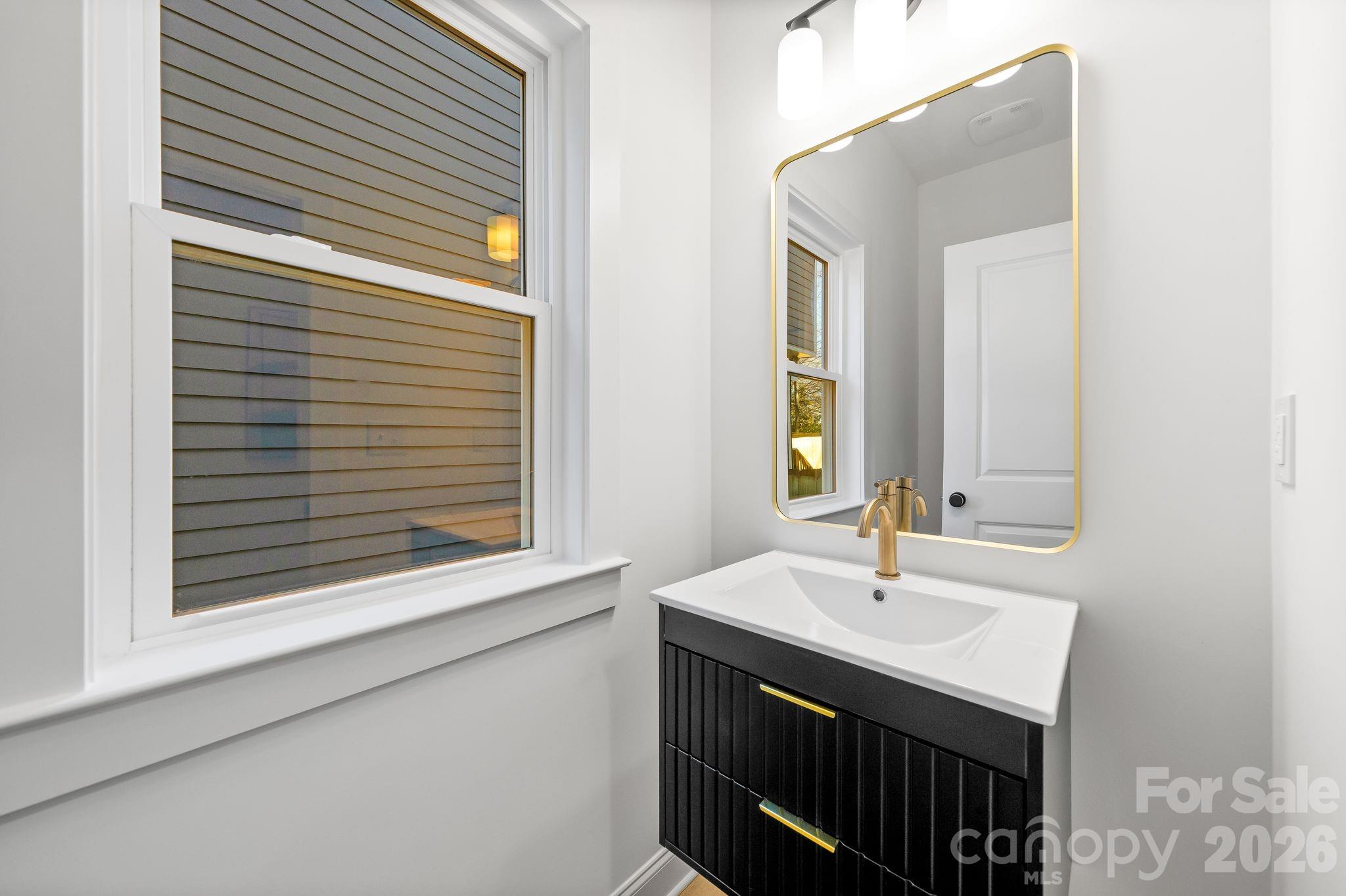 623 Colorado Avenue, Charlotte, NC - photo 9 of 40