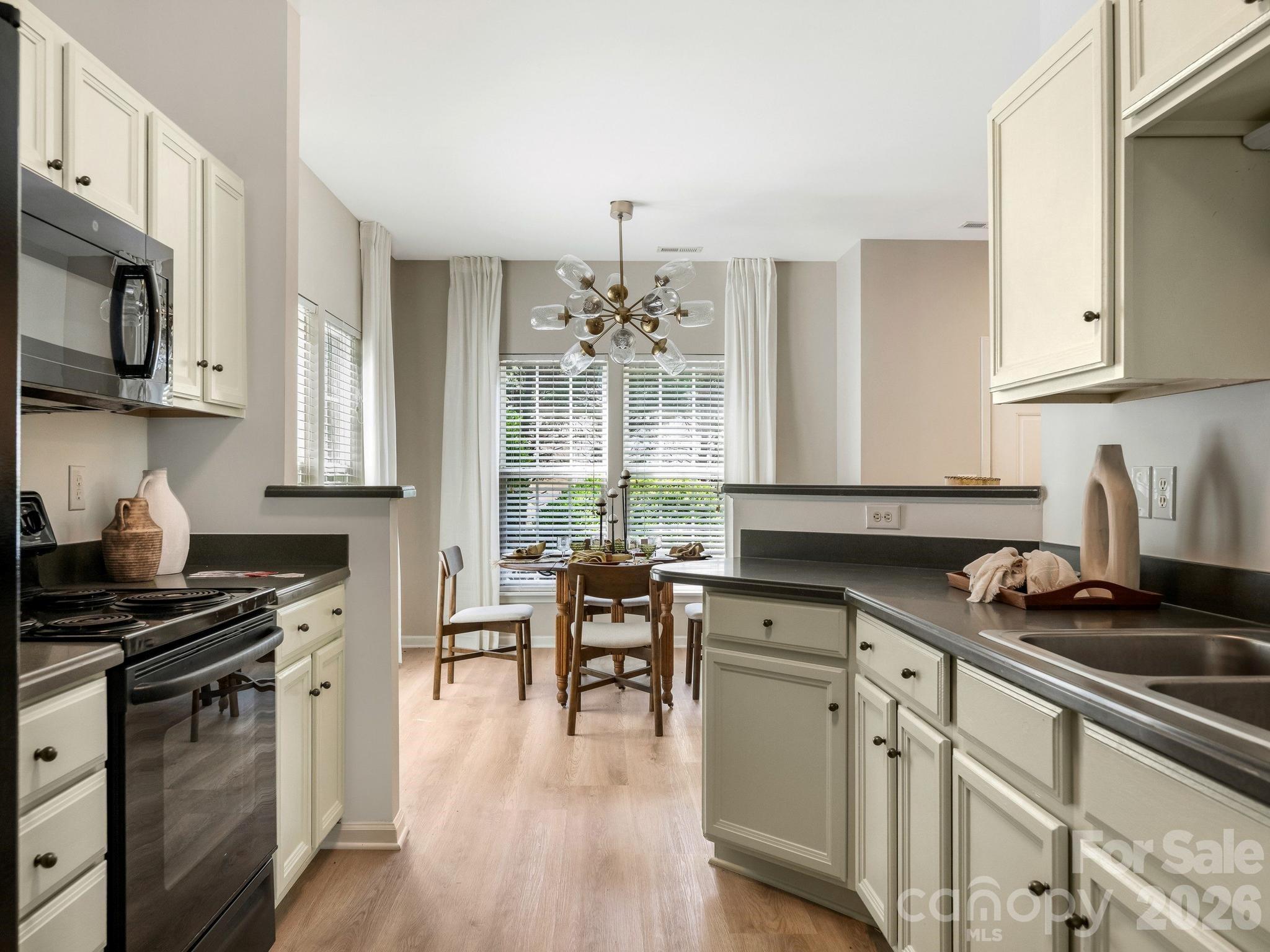 Photo 11 of 12327 Jessica Place, Charlotte, NC