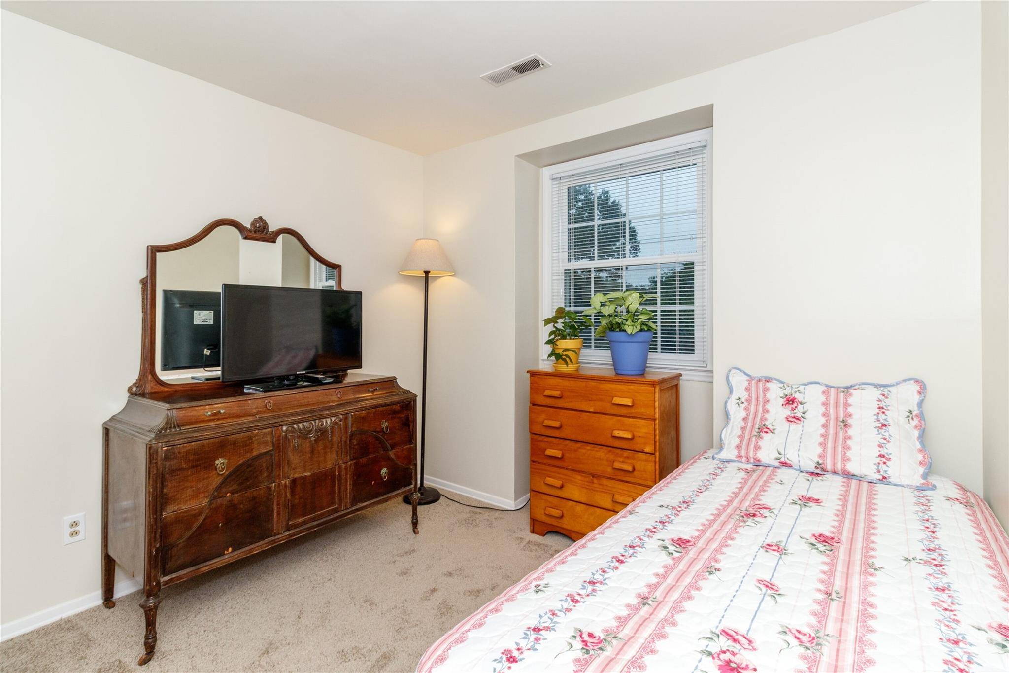 Photo 22 of 8300 Knights Bridge Road, Charlotte, NC