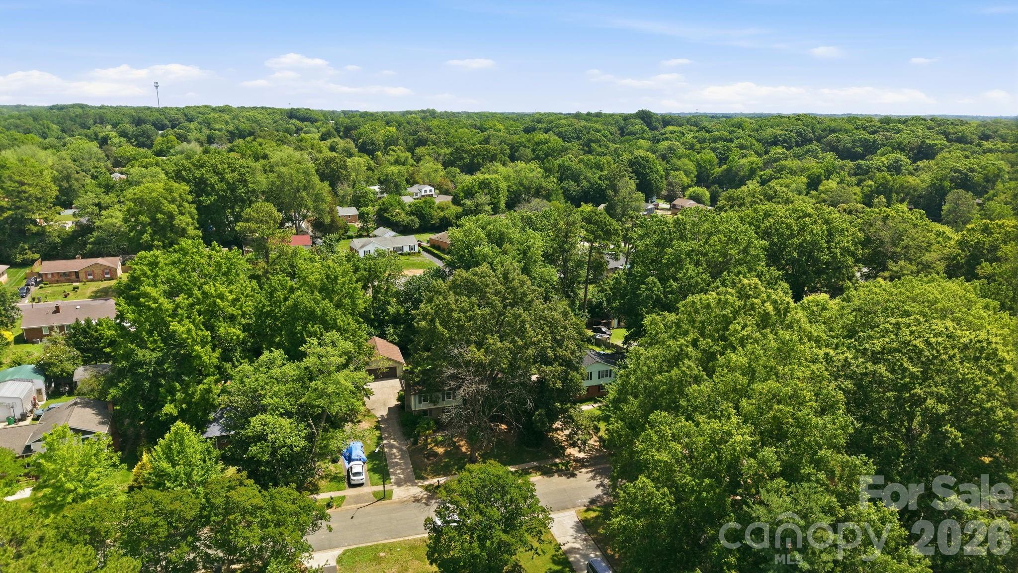 Photo 30 of 7419 Meadowdale Lane, Charlotte, NC