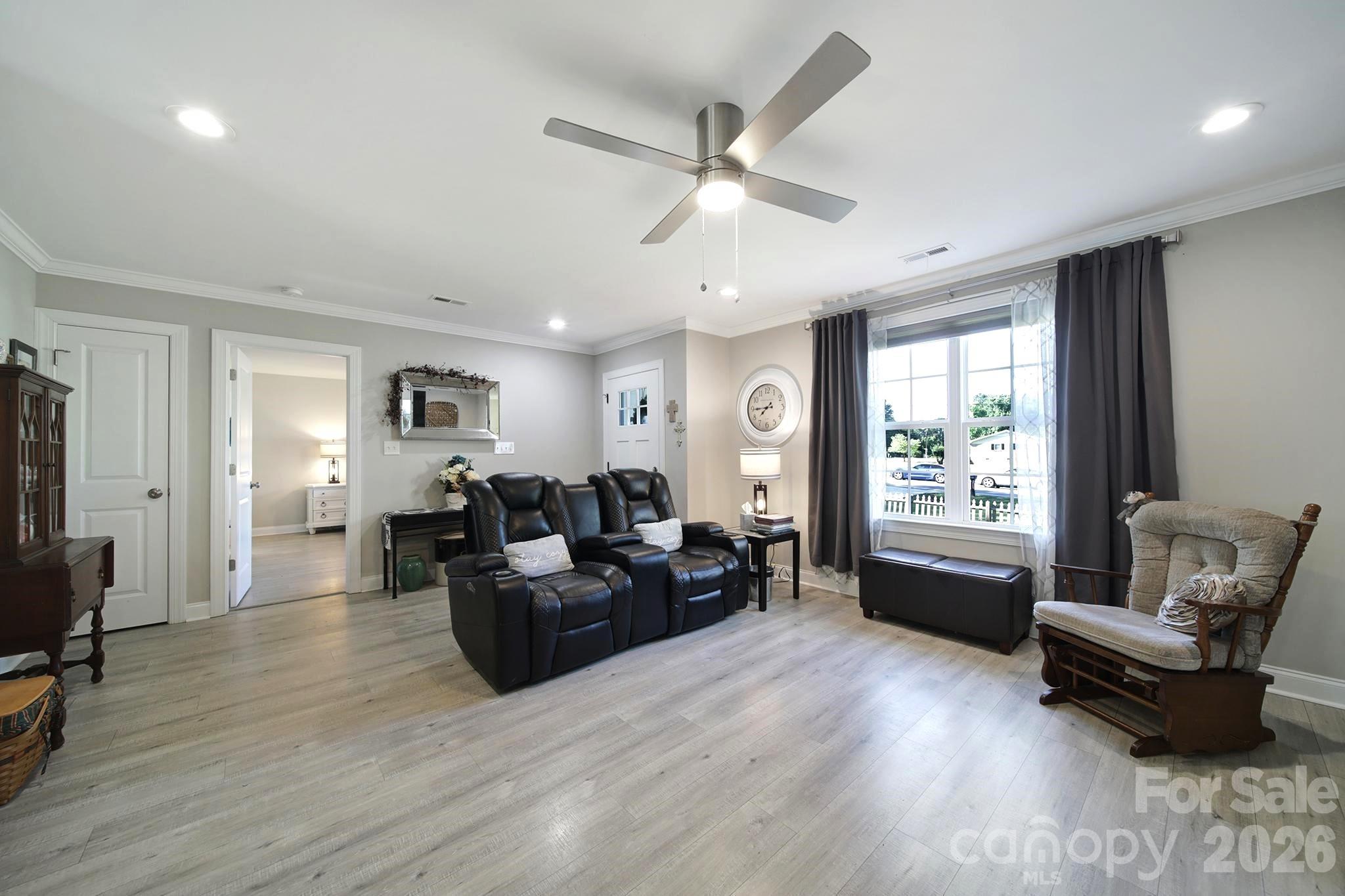 6724 Wylie Circle, Kershaw, SC - photo 5 of 29