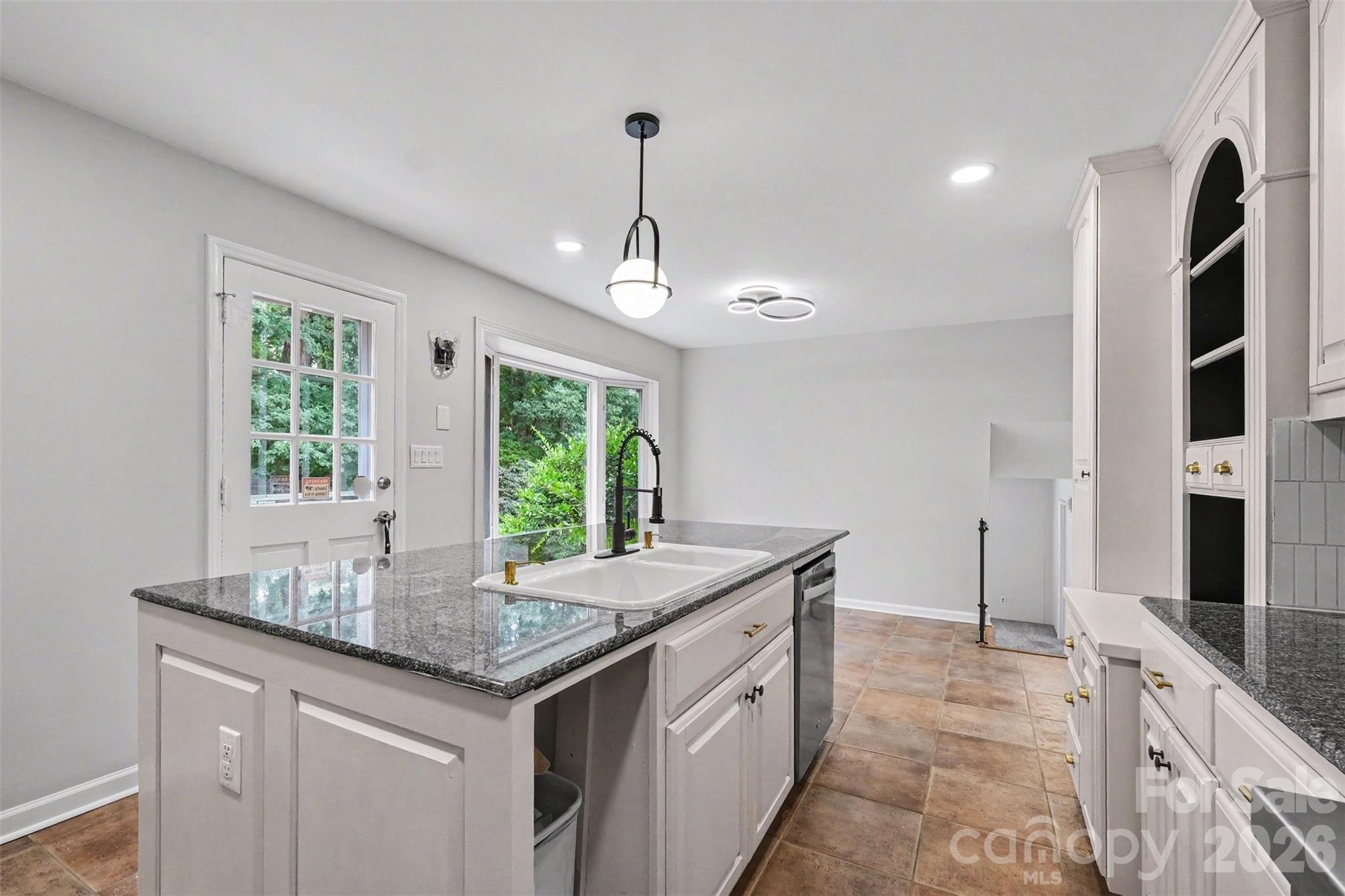Home for sale at 1030 Mclaughlin Drive, Charlotte, NC — photo 18 of 33