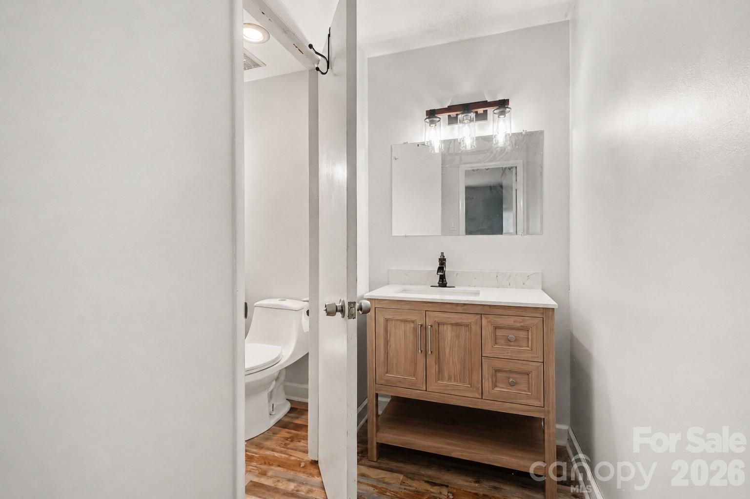Photo 12 of 4605 Hedgemore DriveH, Charlotte, NC