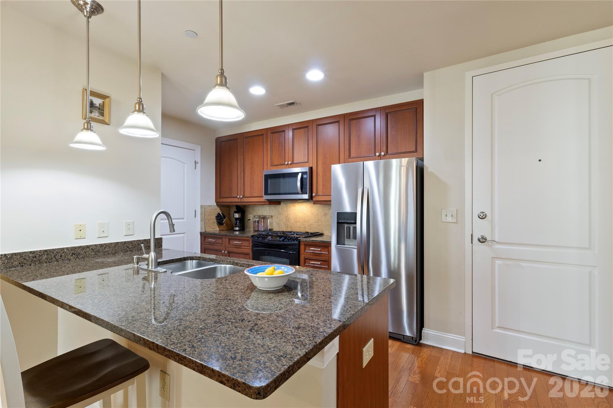 Photo 9 of 701 Royal Court603, Charlotte, NC