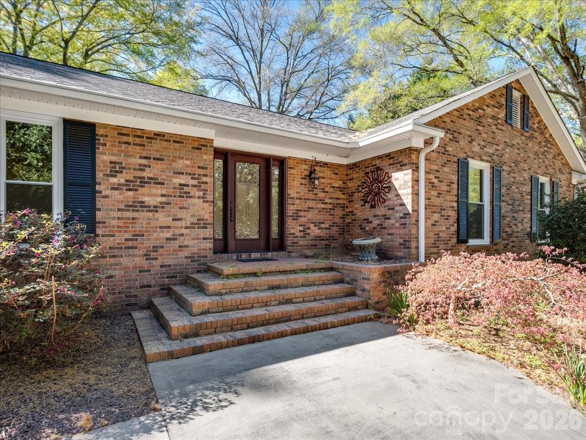Photo 4 of 2129 James Court, Rock Hill, SC