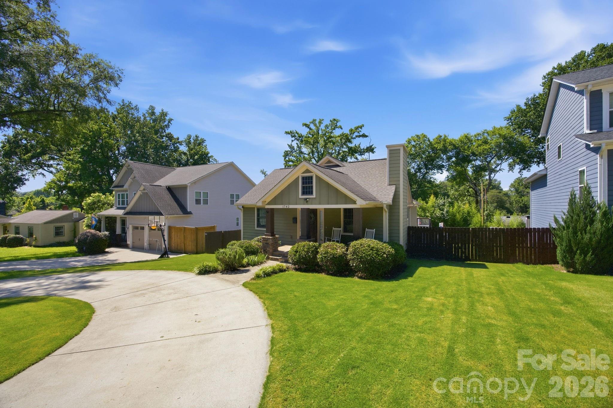 Photo 22 of 1742 Dunkirk Drive, Charlotte, NC