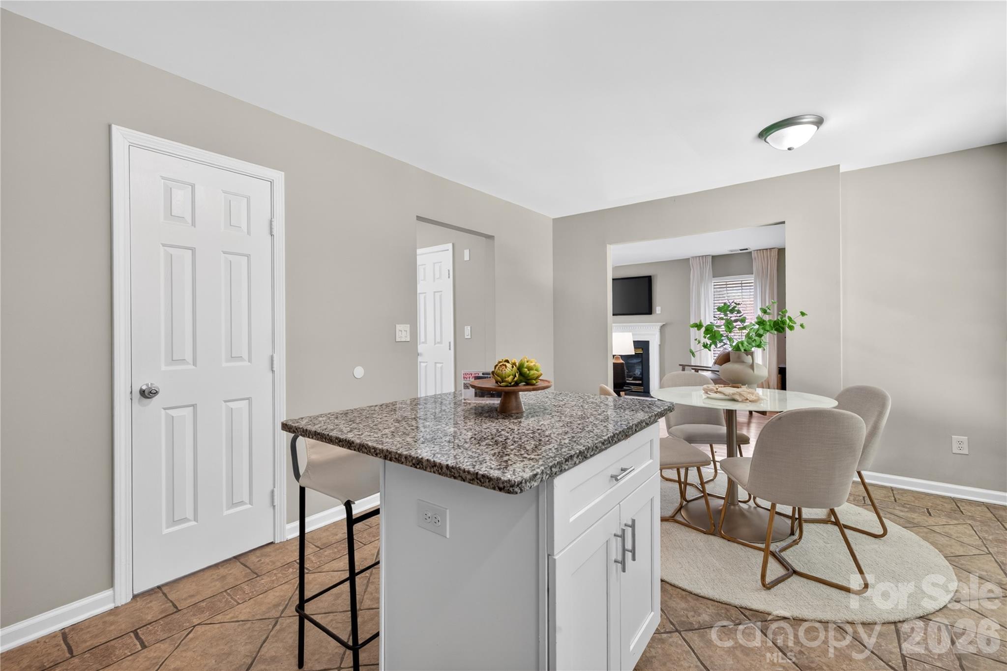 12624 Cardinal Woods Drive, Pineville, NC - photo 8 of 29