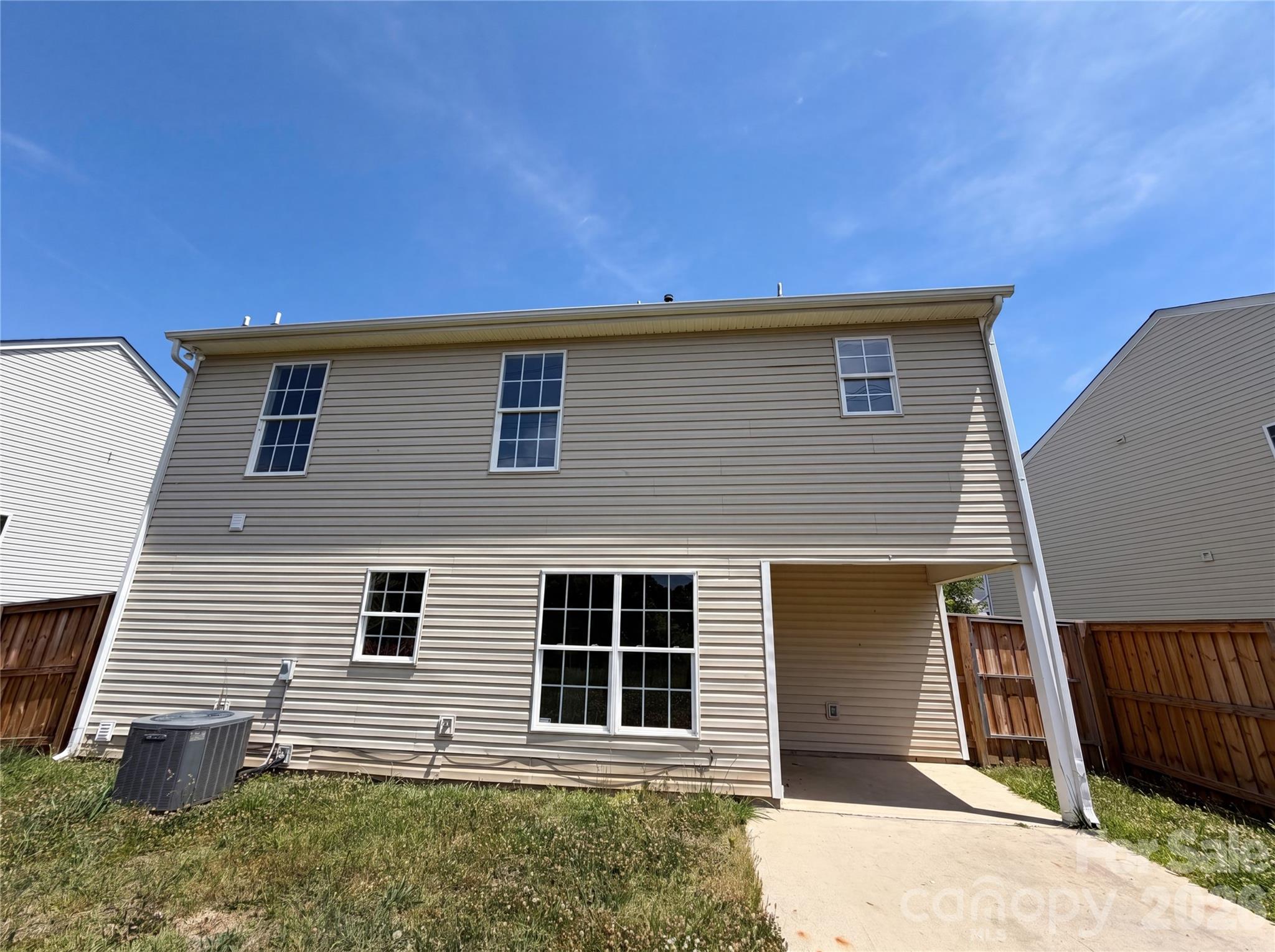 Photo 2 of 7115 Wandering Creek Drive, Charlotte, NC