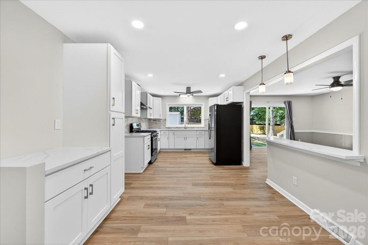 6018 Donegal Drive, Charlotte, NC - photo 15 of 49