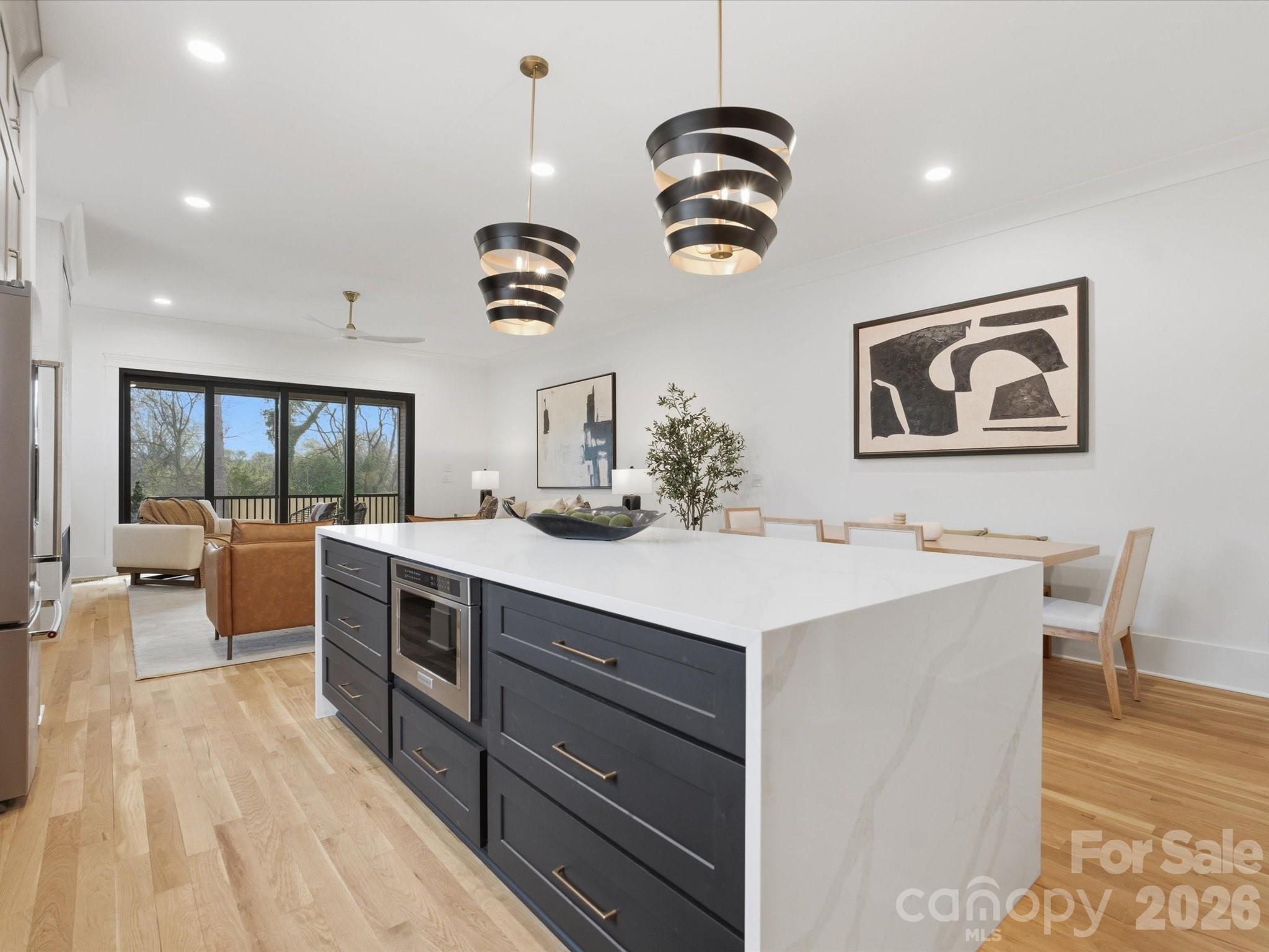 431 W Peterson Drive, Charlotte, NC - photo 4 of 49