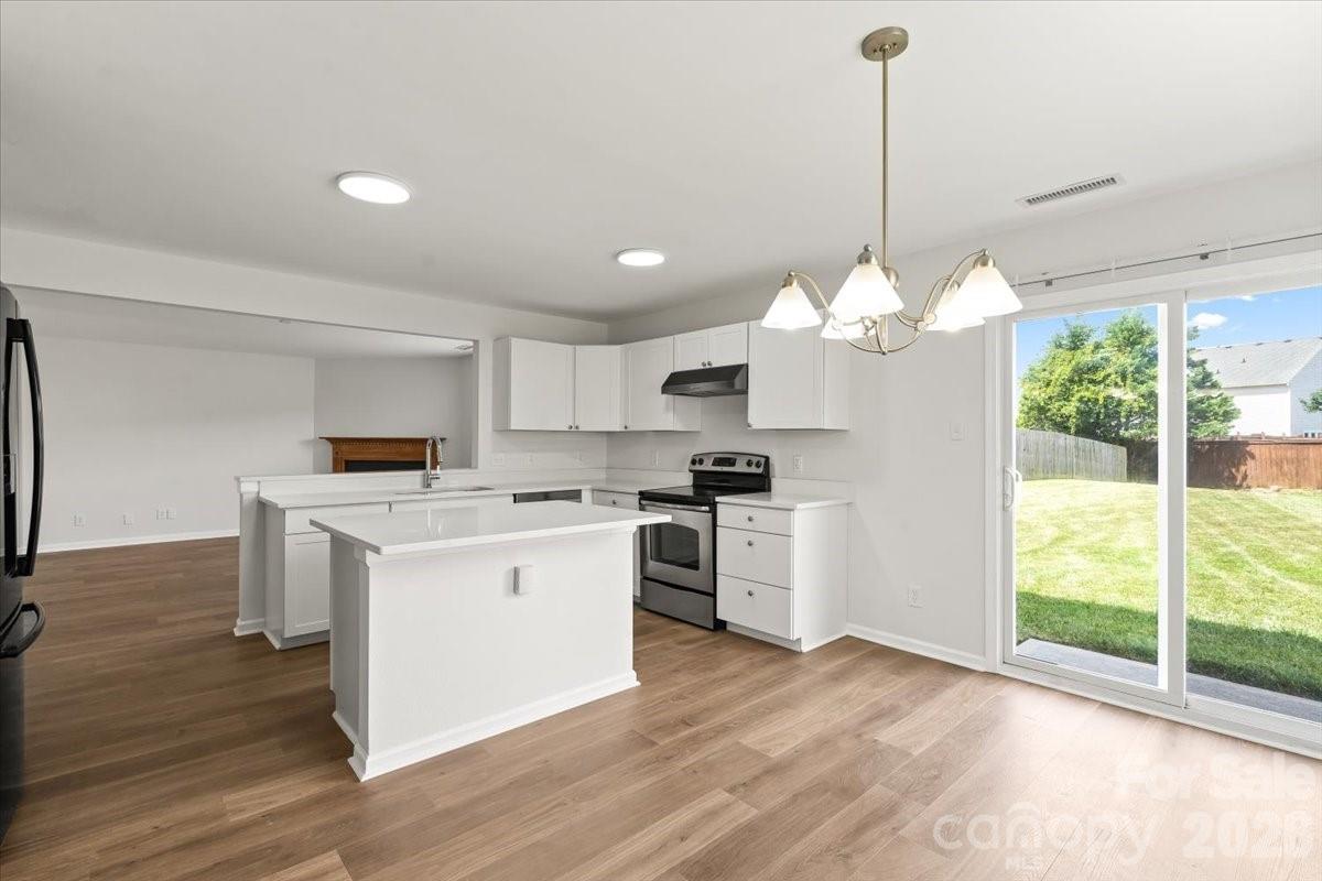 Home for sale at 12932 Silvaire Farm Road, Charlotte, NC — photo 19 of 46