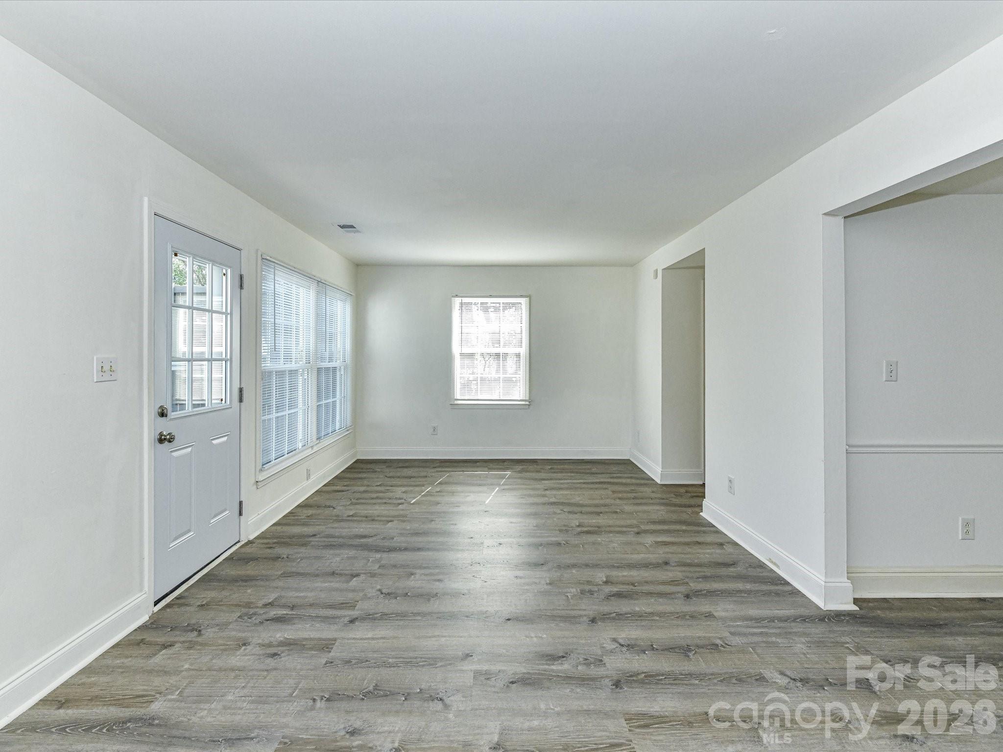 Photo 12 of 8322 Knights Bridge Road, Charlotte, NC