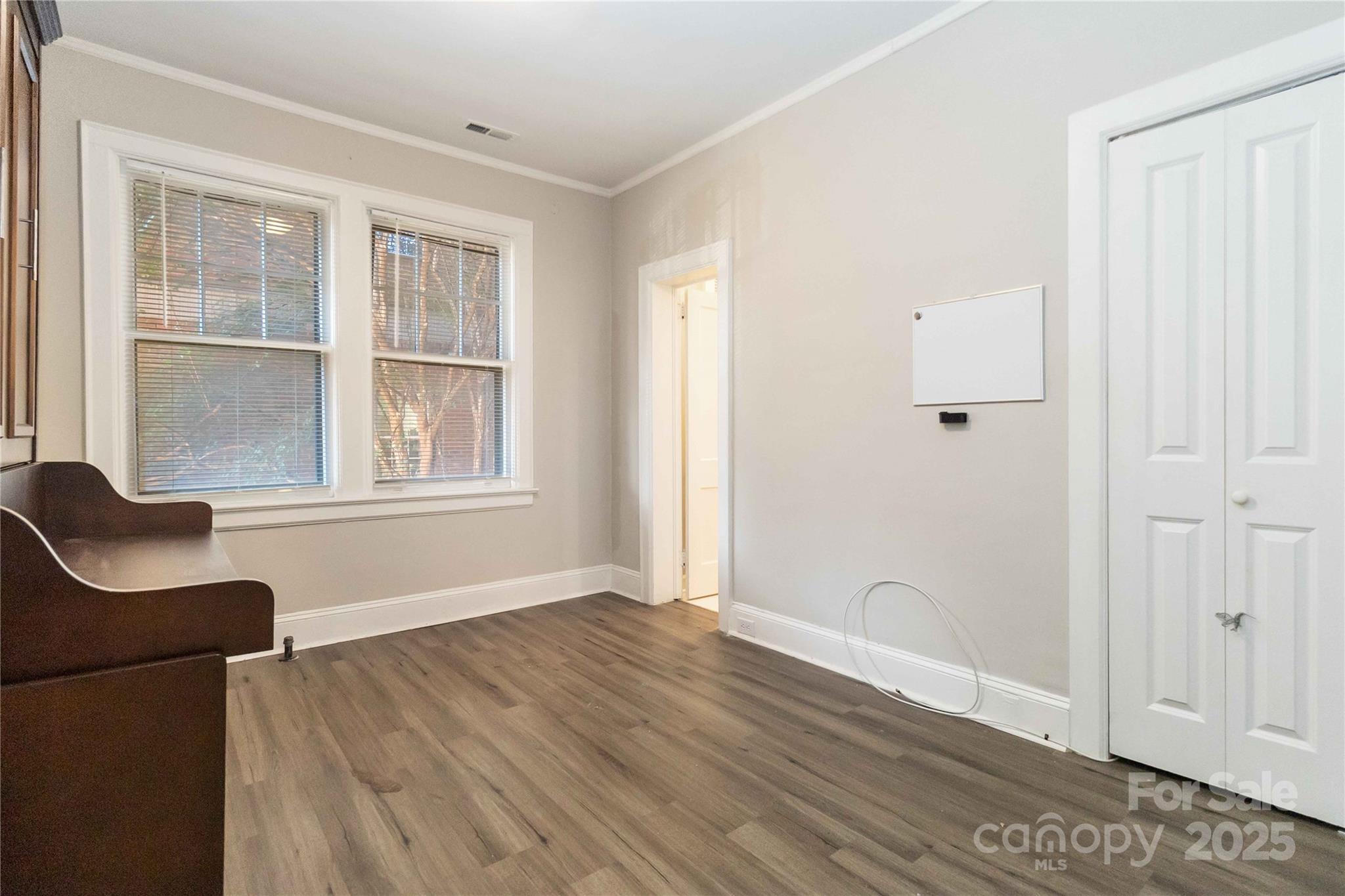 Photo 23 of 811 E Morehead Street6, Charlotte, NC