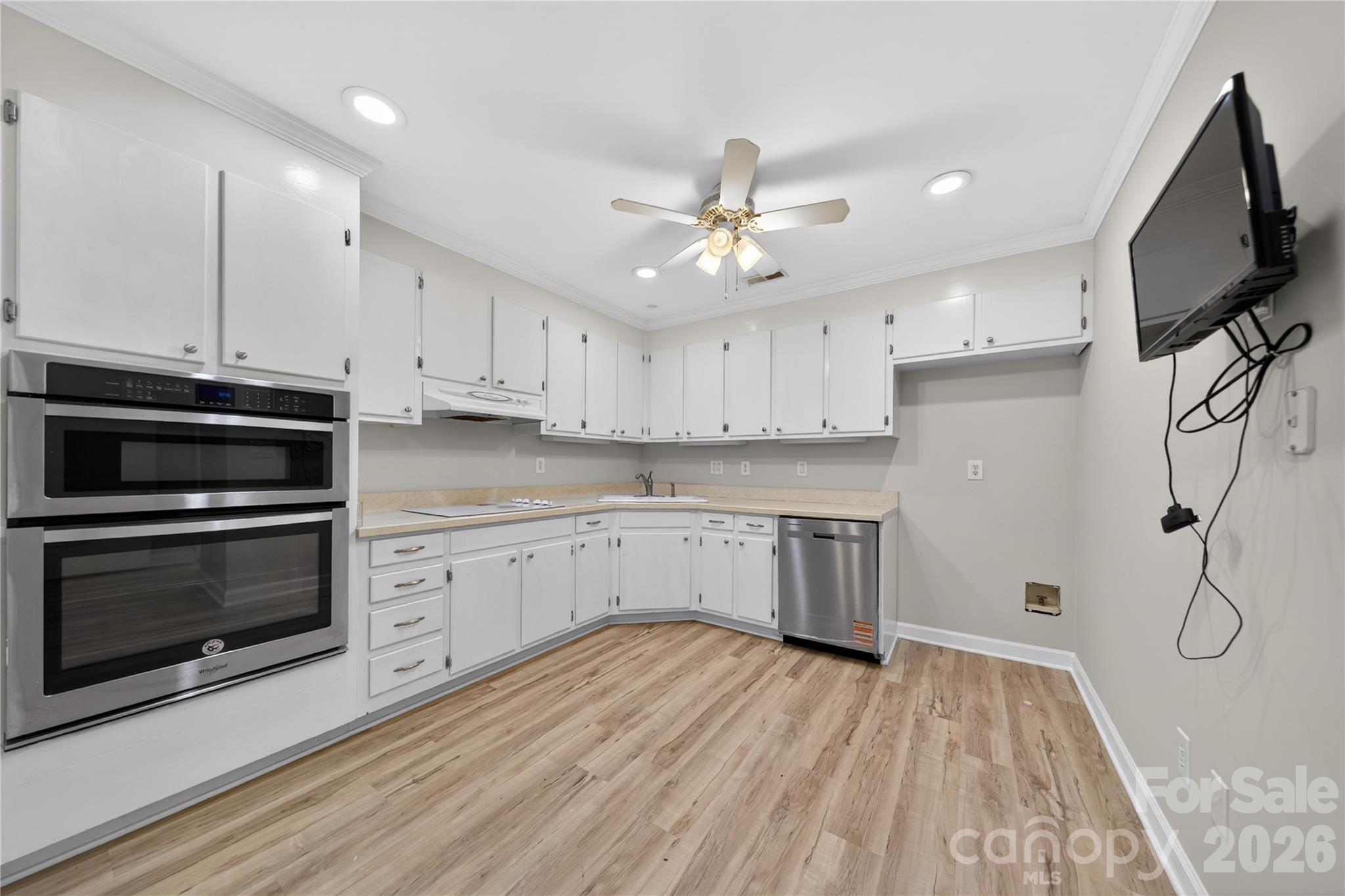 Photo 12 of 2405 Quail Lake Drive, Charlotte, NC