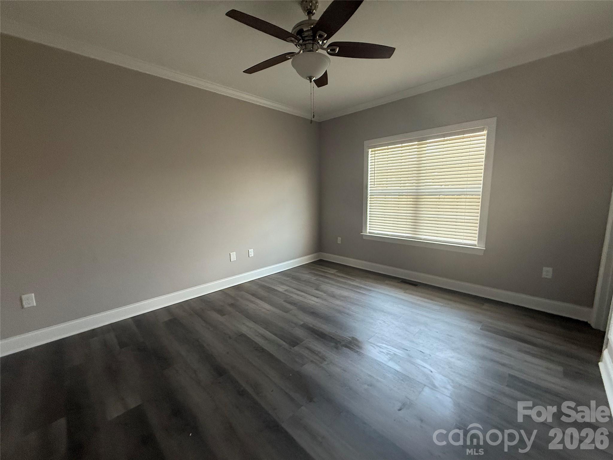 Photo 4 of 417 E Virginia Avenue, Bessemer City, NC
