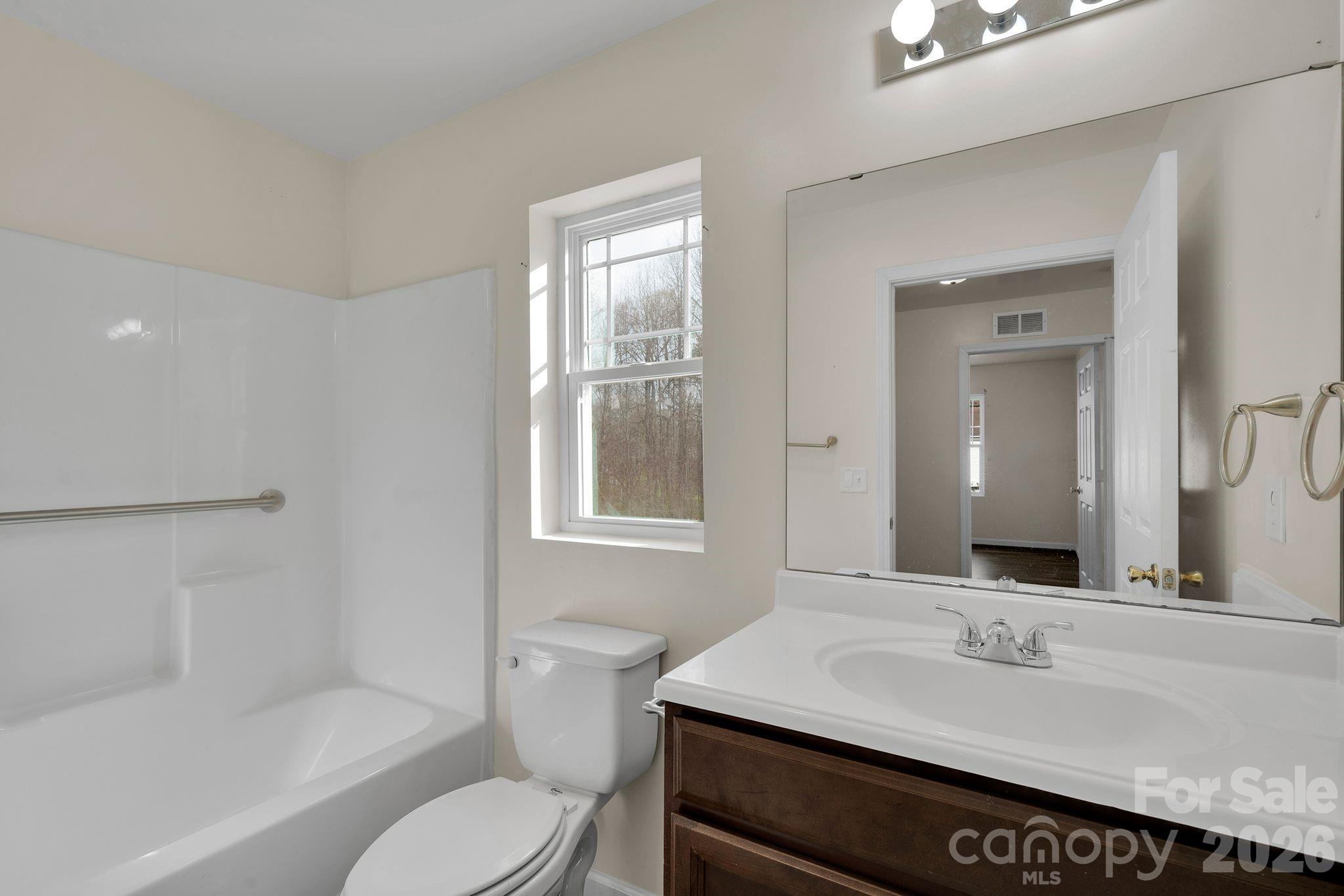 372 E Mills Avenue, Mooresville, NC - photo 17 of 29