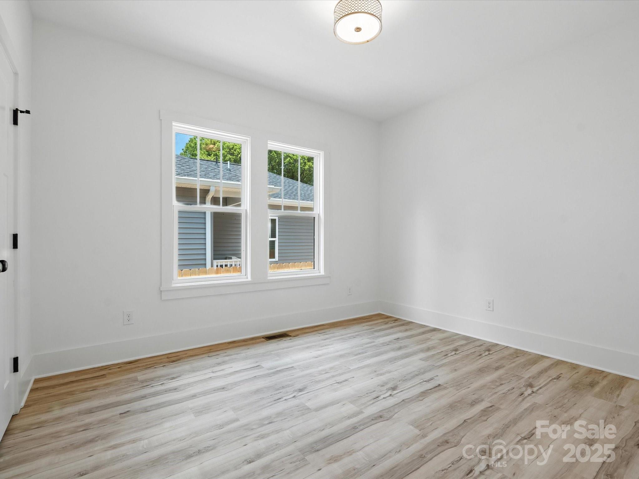 Photo 22 of 4113 Rutgers Avenue, Charlotte, NC