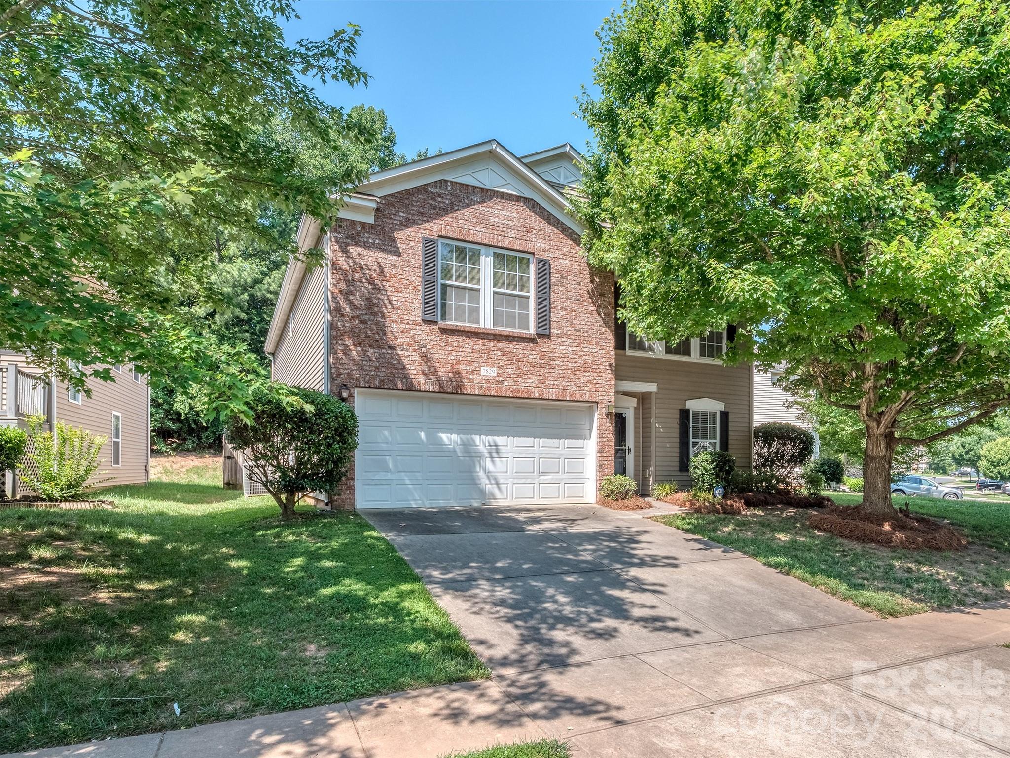 Photo 2 of 7829 Ponderosa Pine Lane, Charlotte, NC