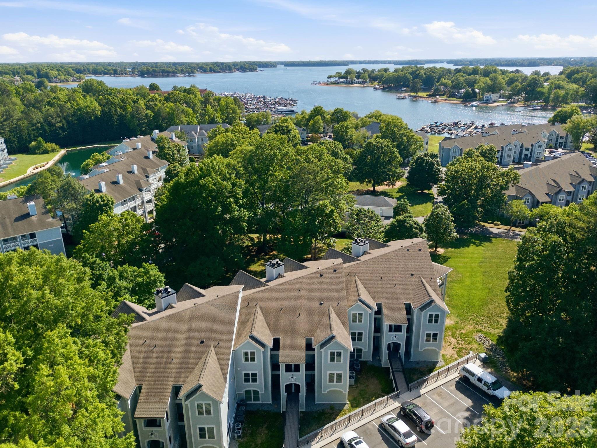 18801 Nautical Drive304, Cornelius, NC