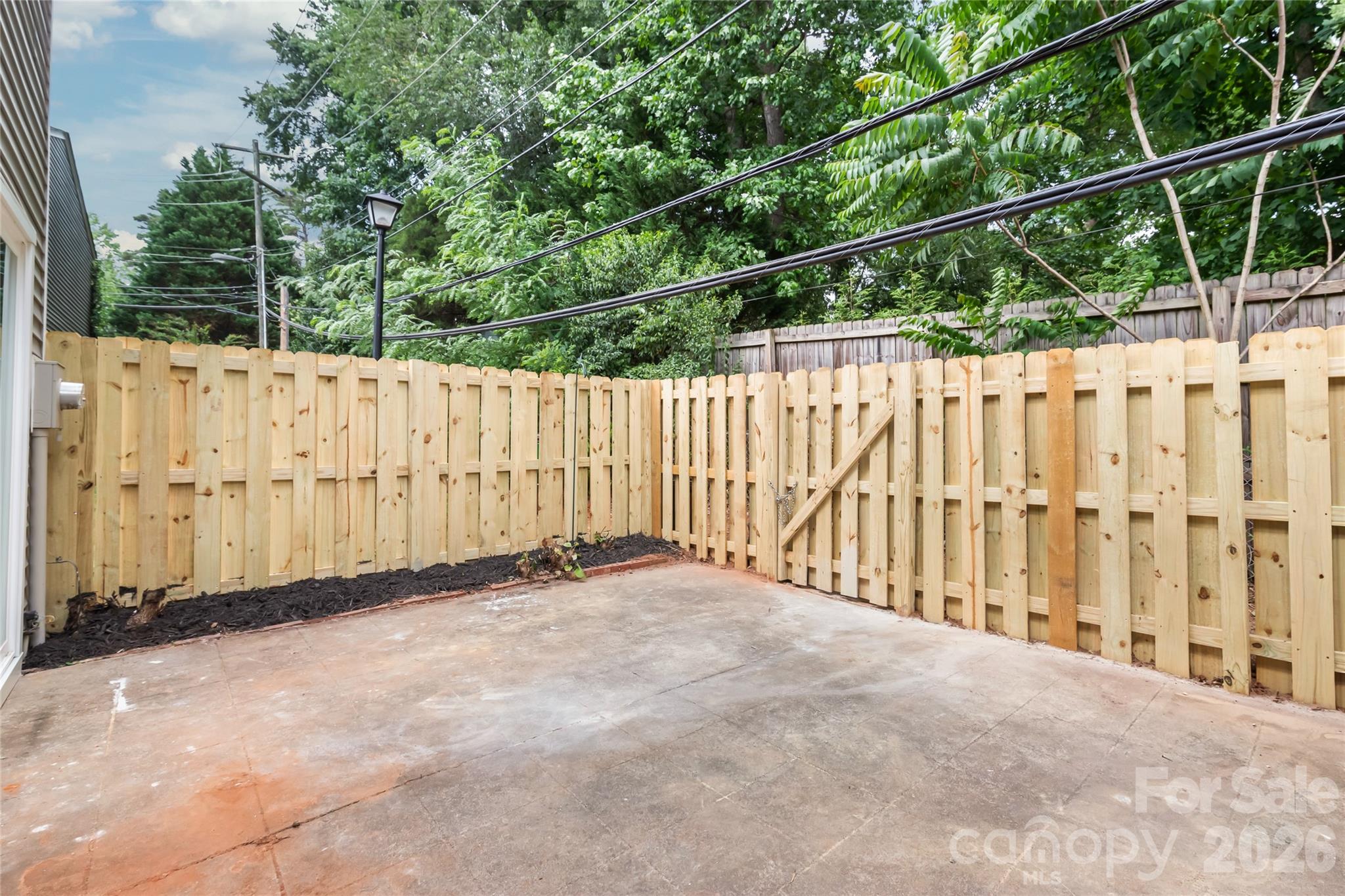 Photo 30 of 1221 Scaleybark RoadF, Charlotte, NC
