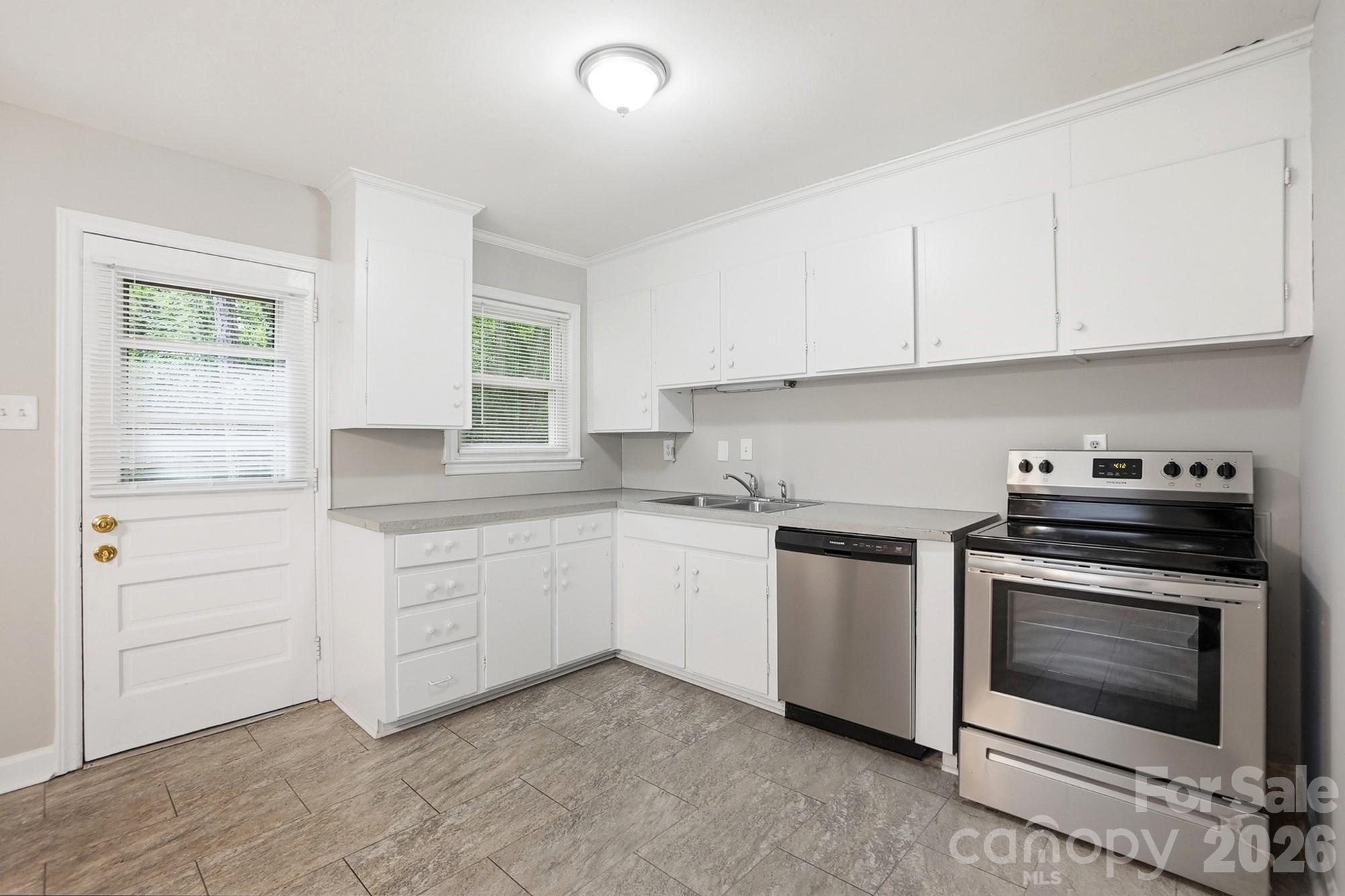 Photo 6 of 717 Crater Street, Charlotte, NC