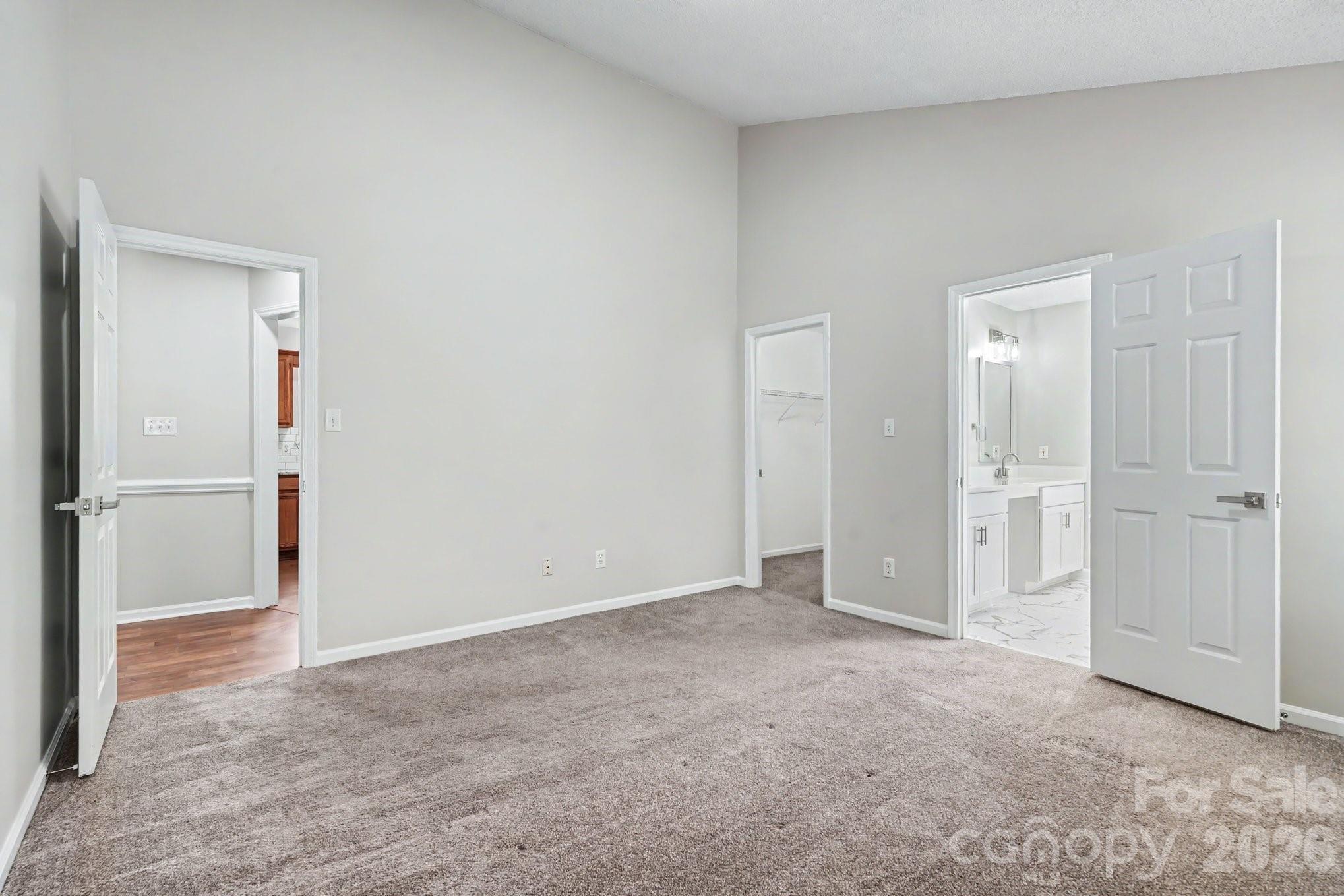 Home for sale at 7518 Prindle Lake Drive, Charlotte, NC — photo 13 of 24
