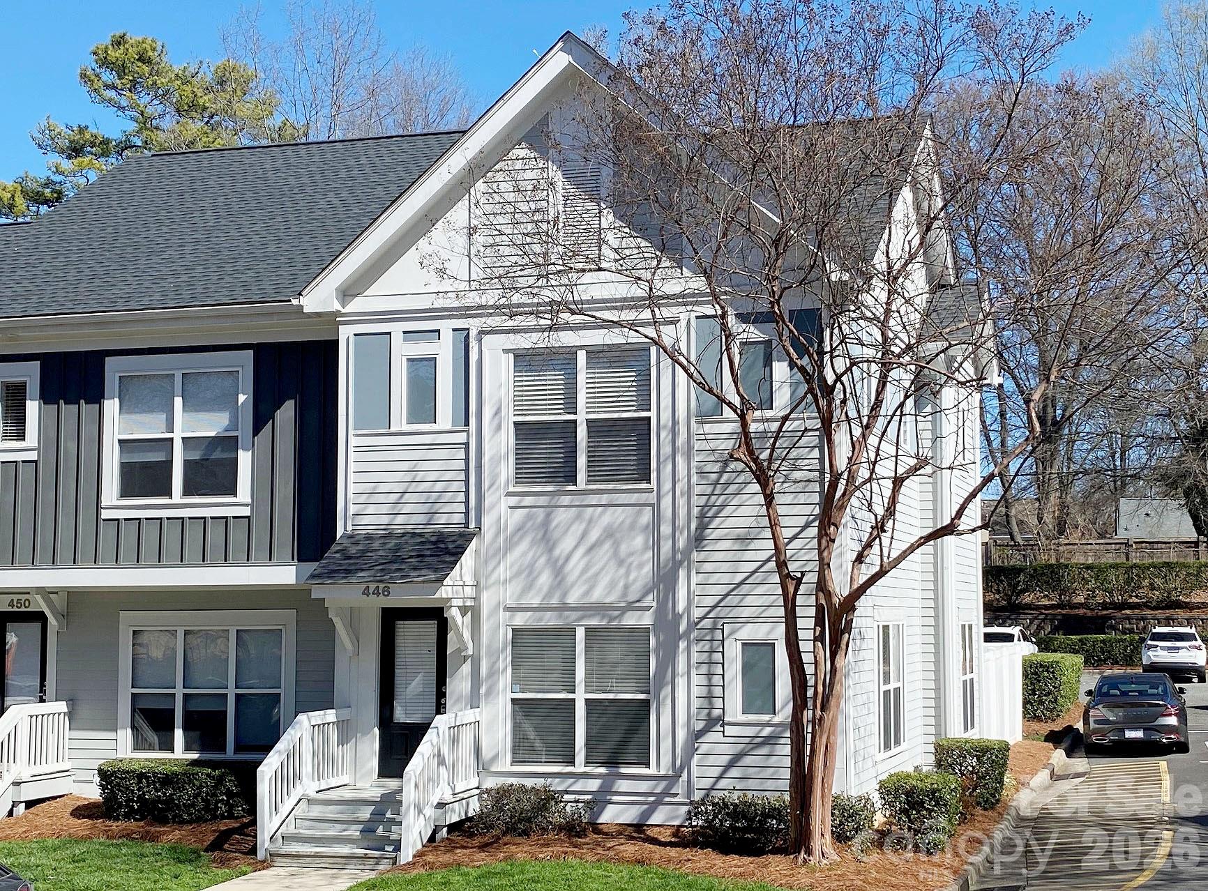 Home for sale at 446 W Worthington Avenue, Charlotte, NC — photo 1 of 18
