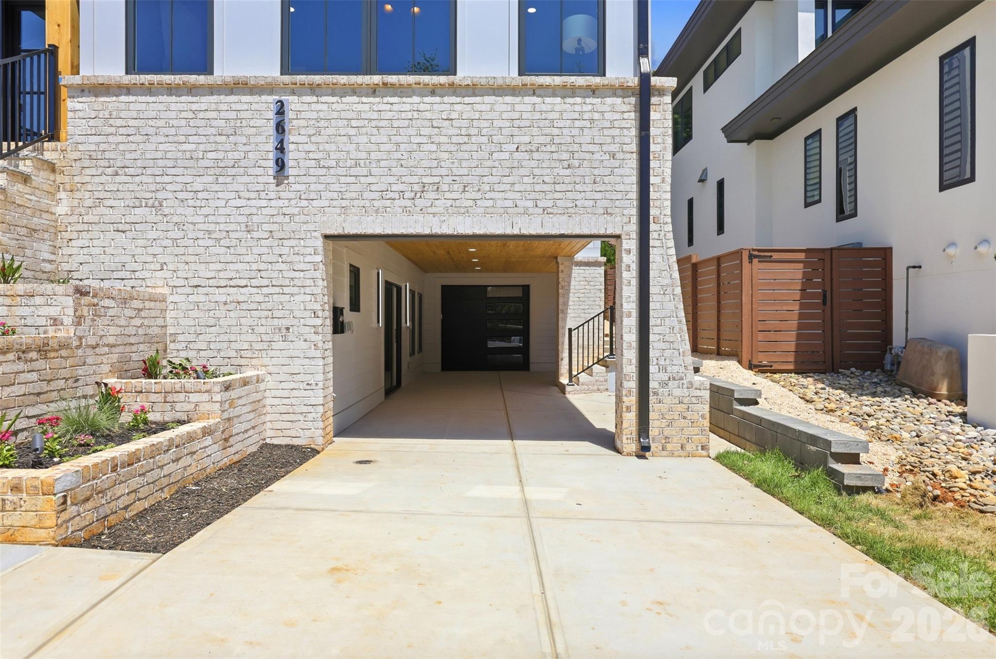 2649 Laburnum Avenue, Charlotte, NC - photo 5 of 49