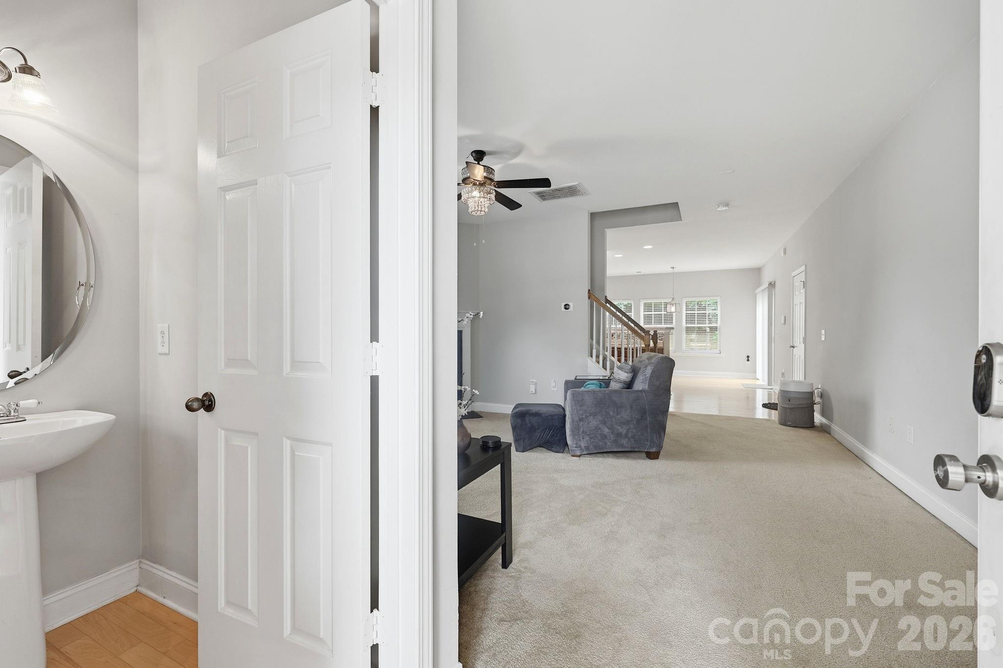 Photo 15 of 6207 Blue Ash Lane, Charlotte, NC