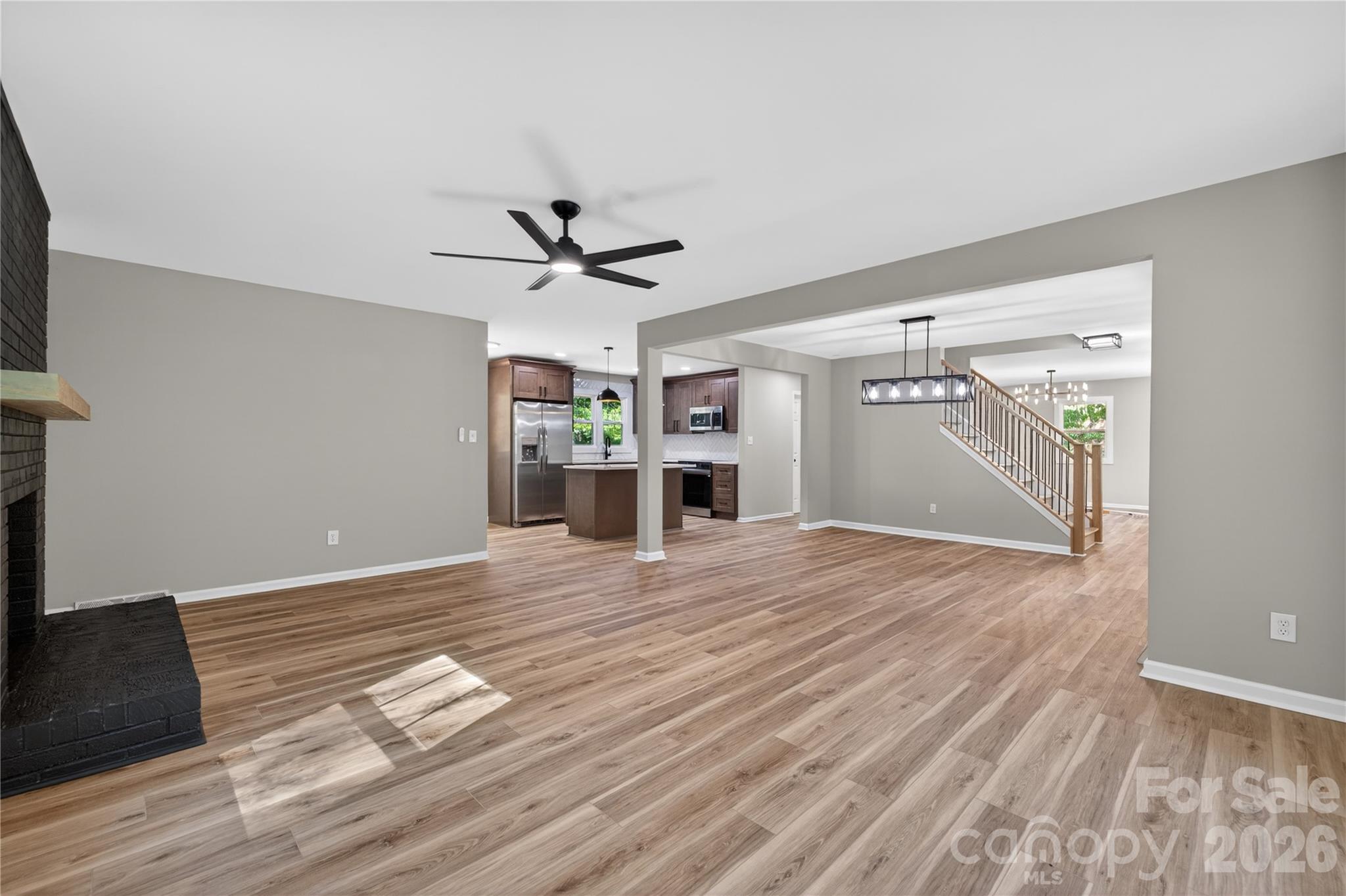 7407 Limerick Drive, Charlotte, NC - photo 11 of 38