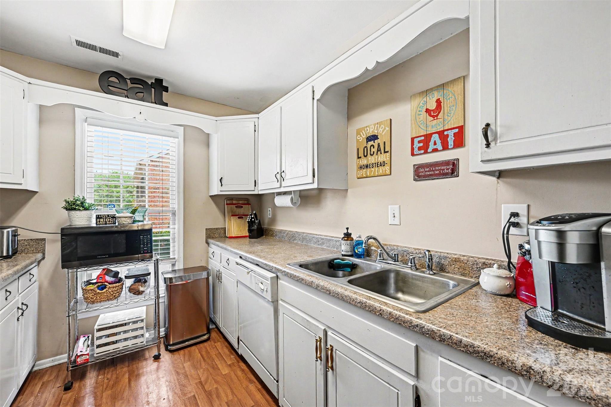 8030 Regent Park Lane, Charlotte, NC - photo 14 of 36