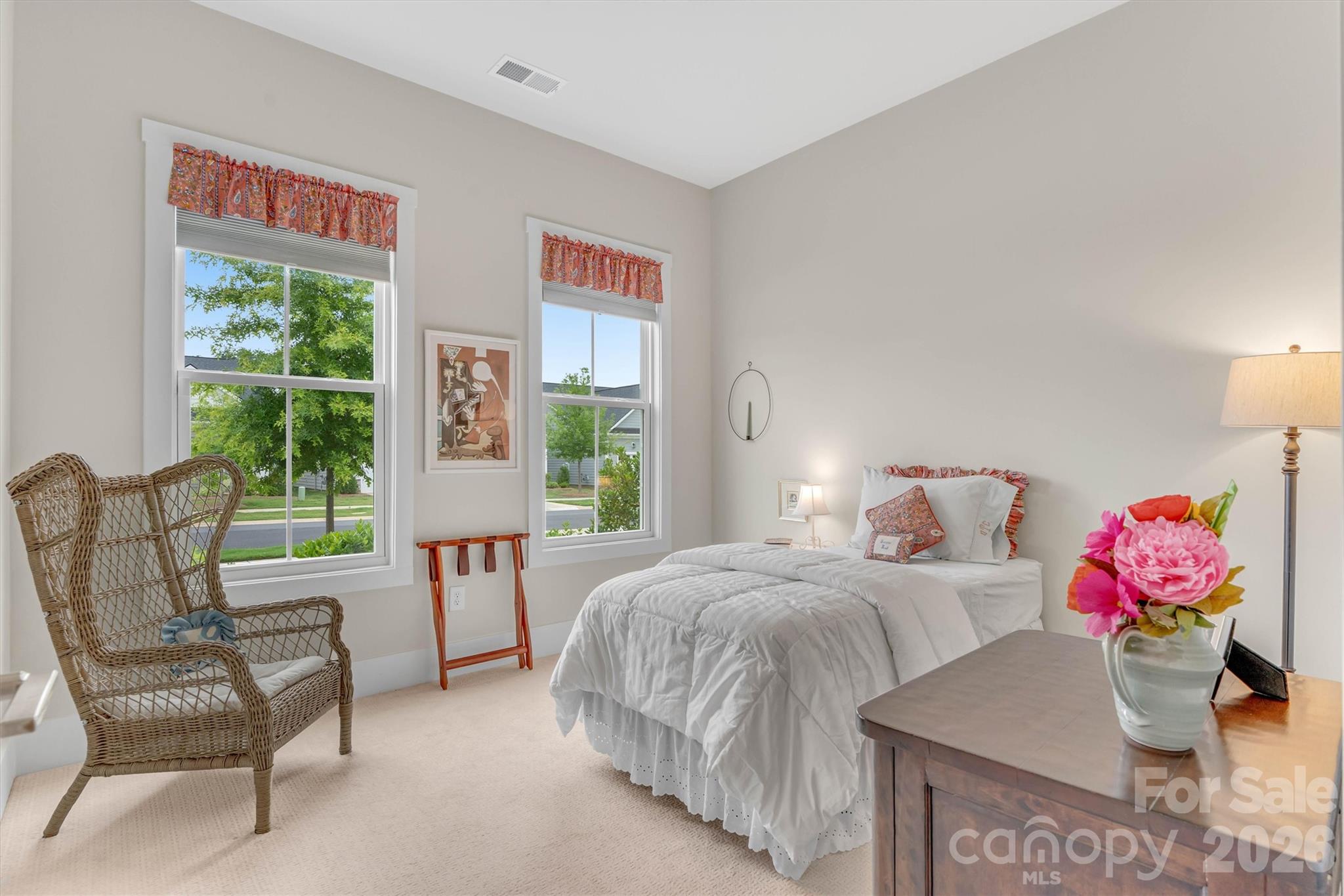 Photo 7 of 8025 Brookbank Drive, Charlotte, NC