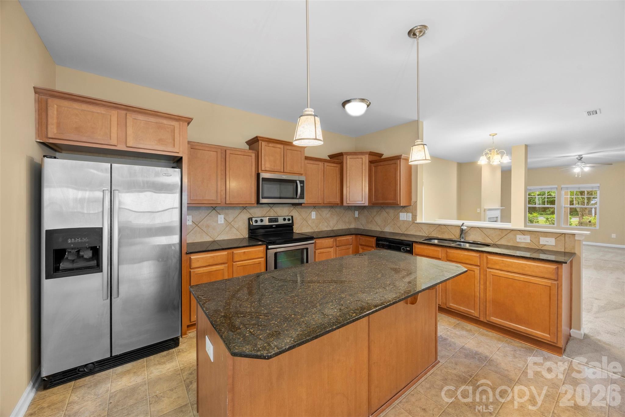 Home for sale at 1831 Yaupon Road, Charlotte, NC — photo 6 of 39
