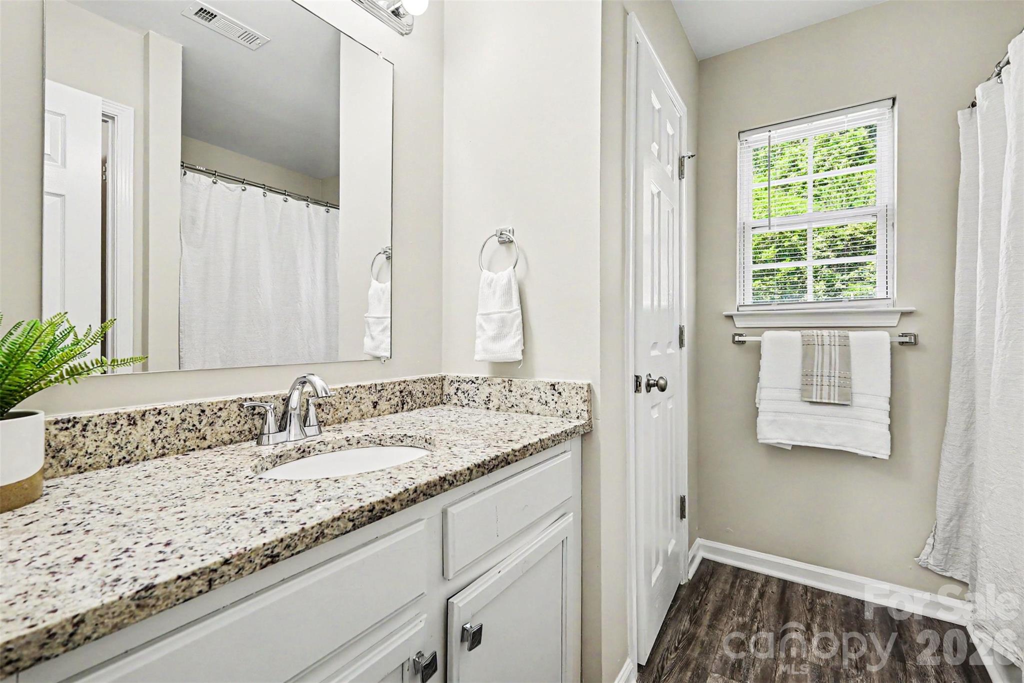 2540 Elmin Street, Charlotte, NC - photo 12 of 21