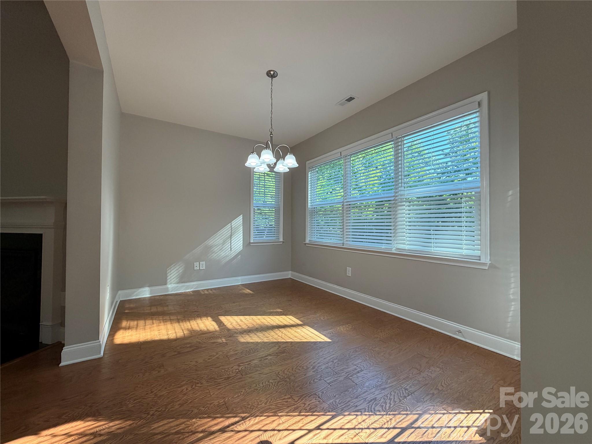 Photo 11 of 10313 Woodview Circle, Charlotte, NC